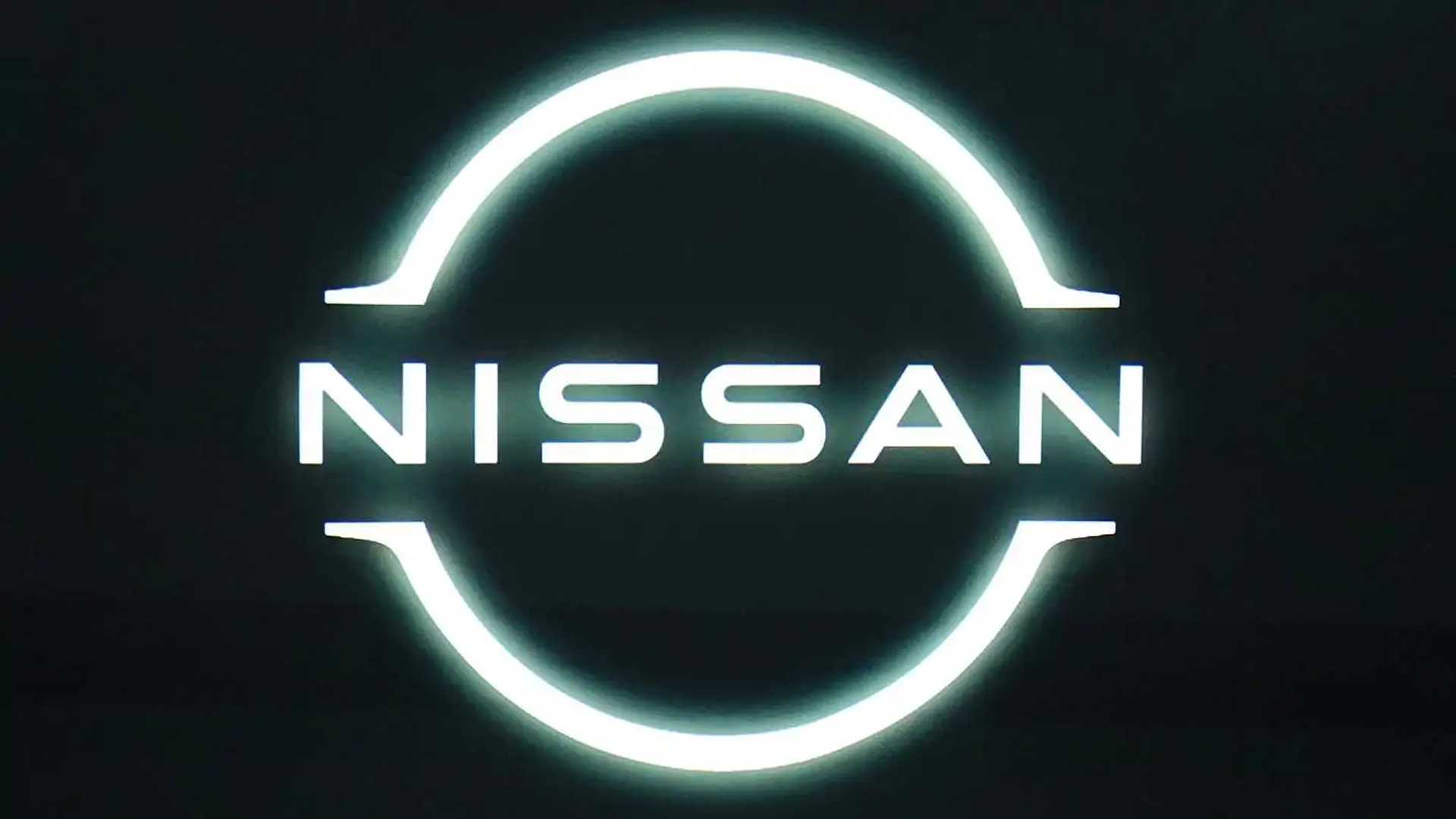 La Ariya porta al debutto il nuovo logo Nissan