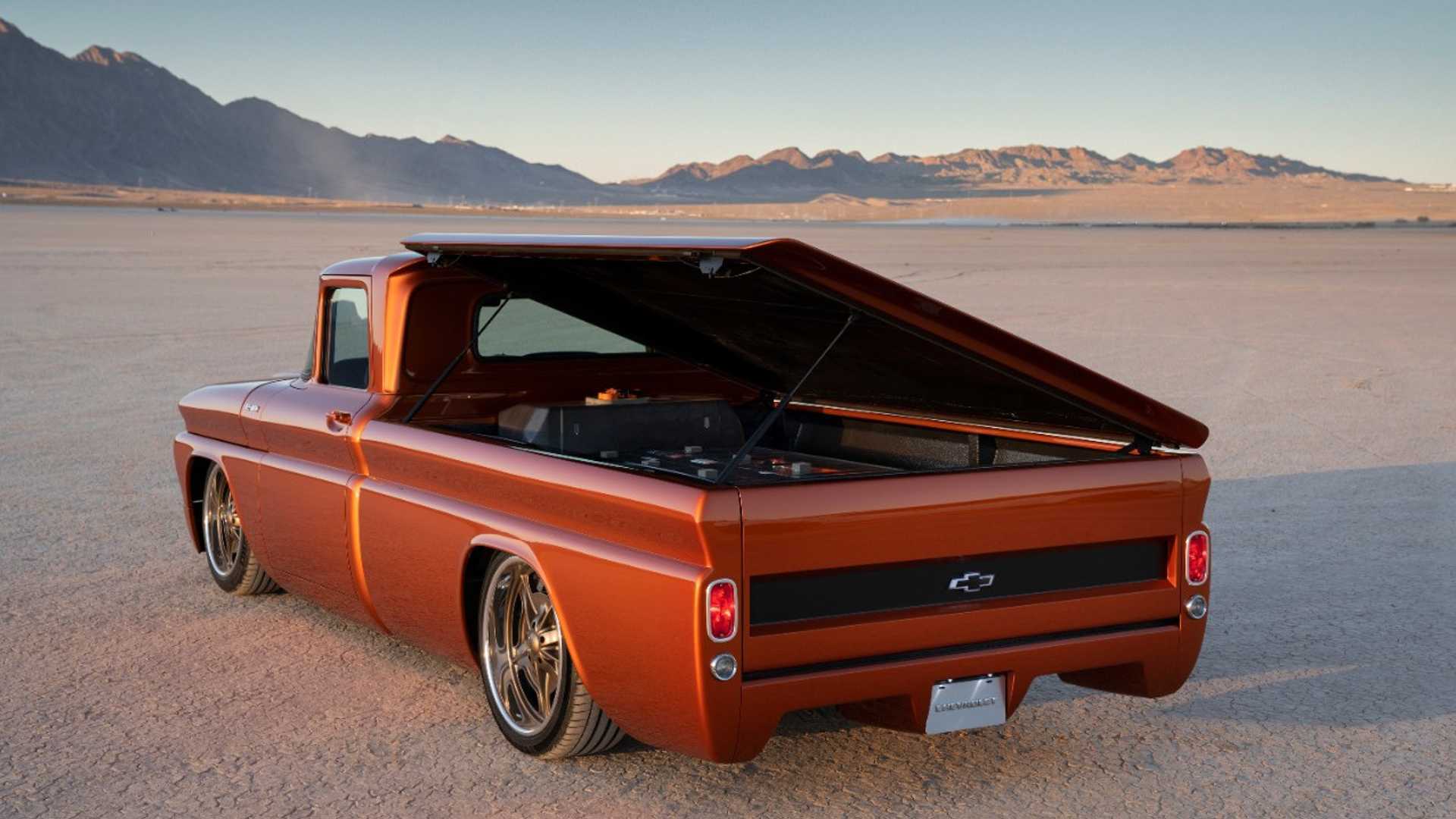 Chevrolet Electrifies SEMA With E-10 Concept EV Pickup | Motorious