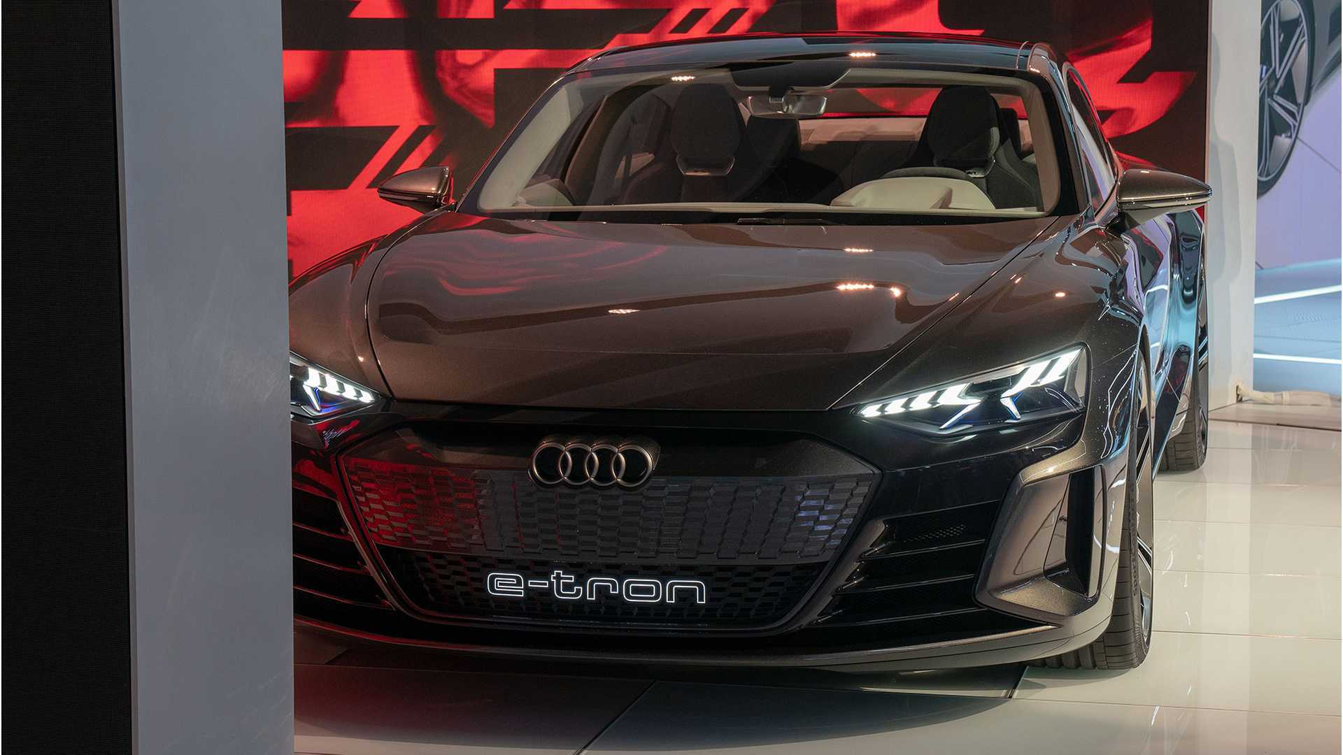 Audi e-Tron GT Makes Global Debut In LA: Packs Mighty Punch [UPDATE]