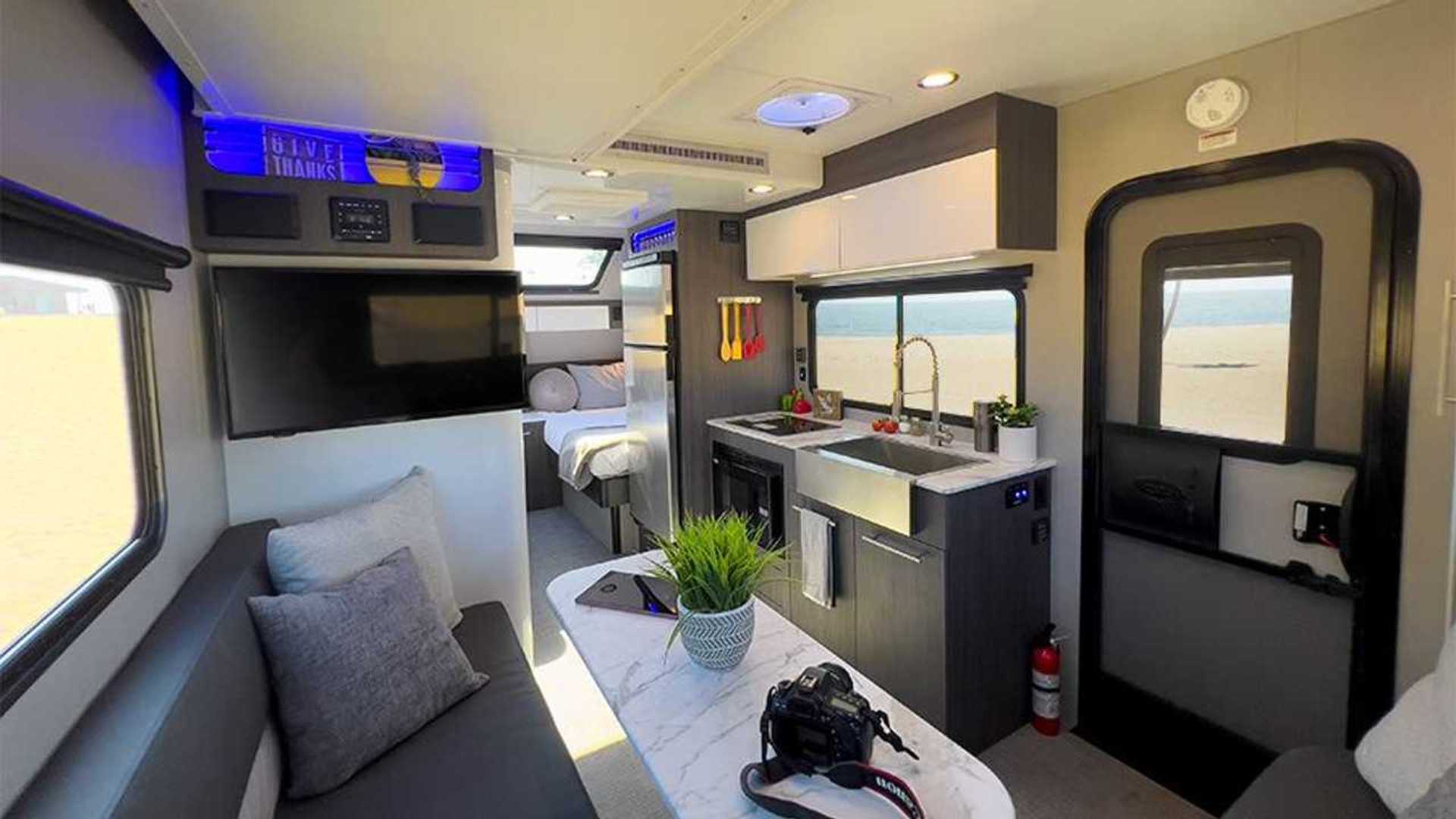 InTech presenta su nueva línea de caravanas O-V-R