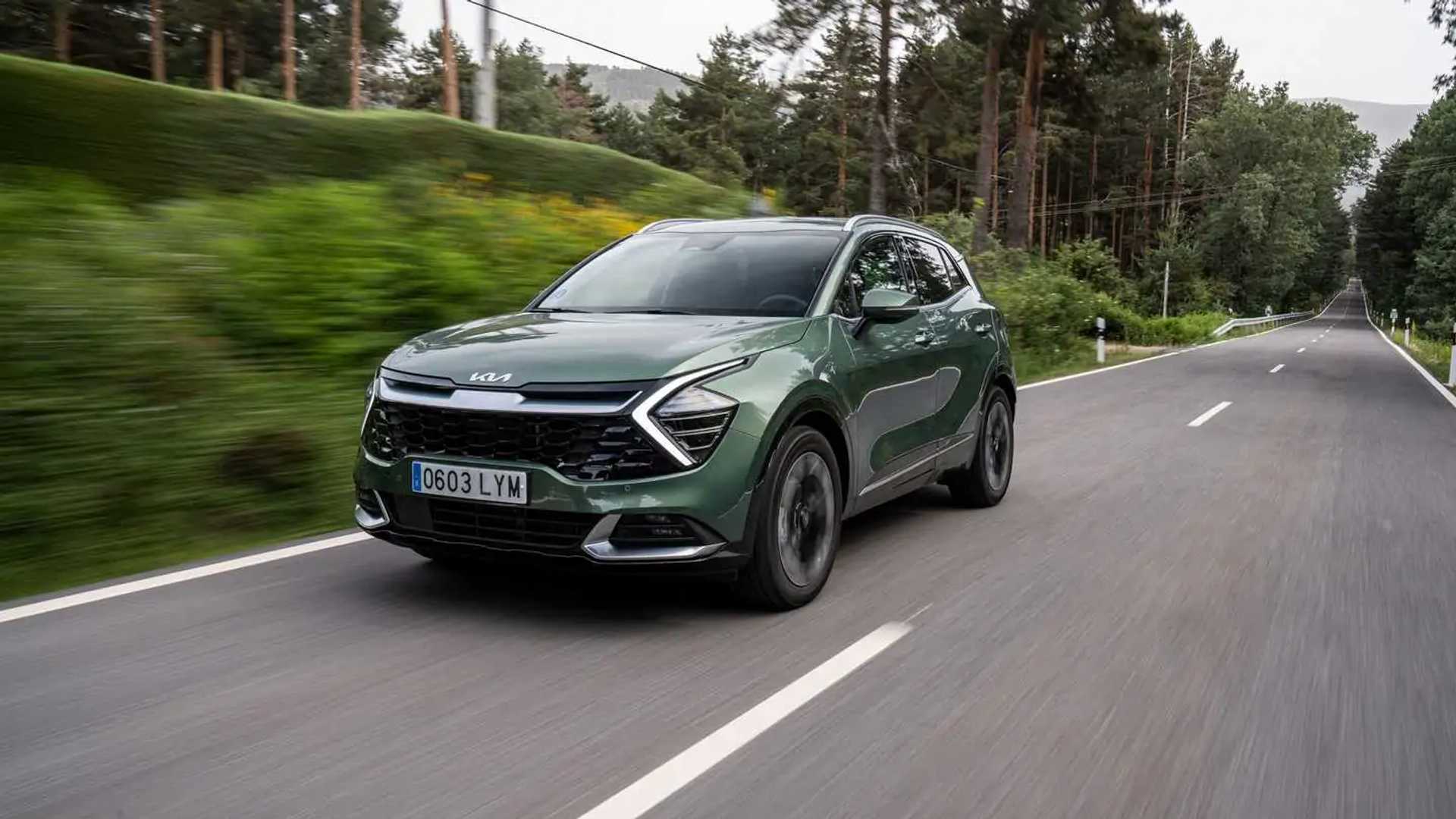 Probamos el Kia Sportage 2022 en sus nuevas versiones PHEV y diésel