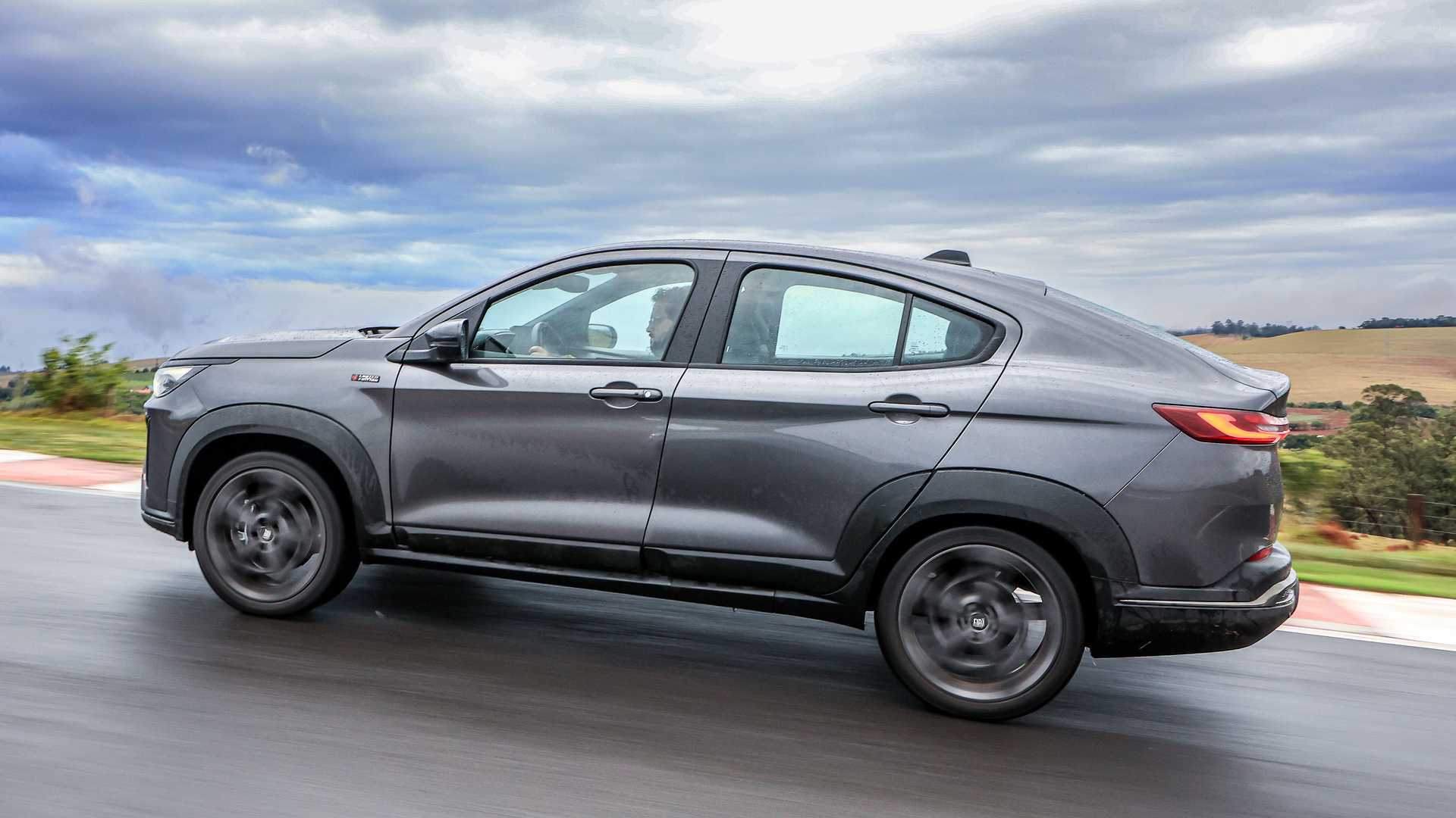 Teste Fiat Fastback 1.3T Limited Edition: O terceiro longe dos populares