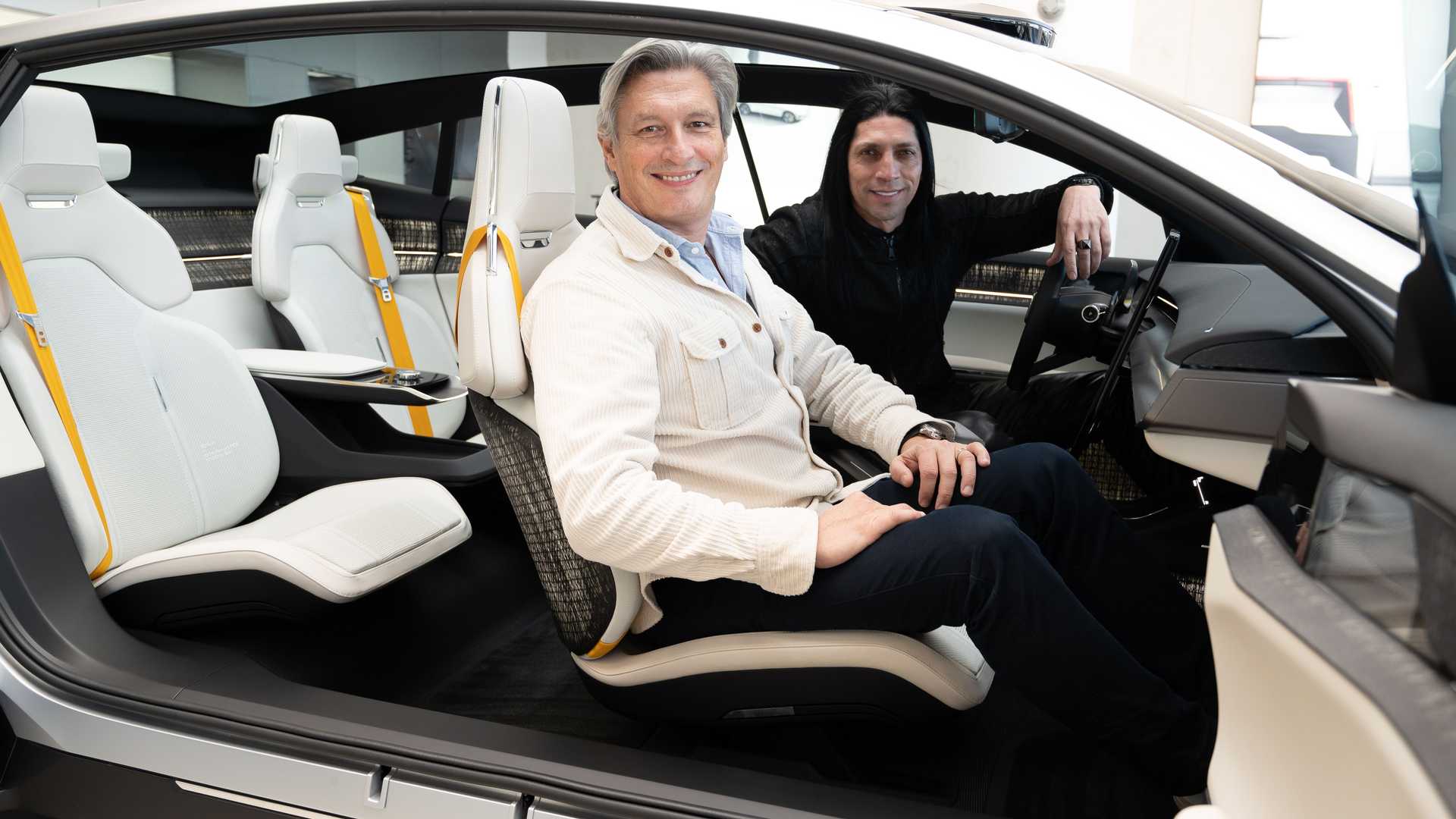 Polestar inaugura su primer Space físico en Madrid