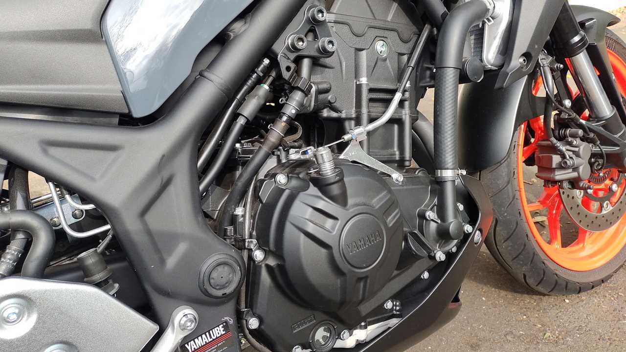 Teste Yamaha MT-03: preços e como anda a esportiva