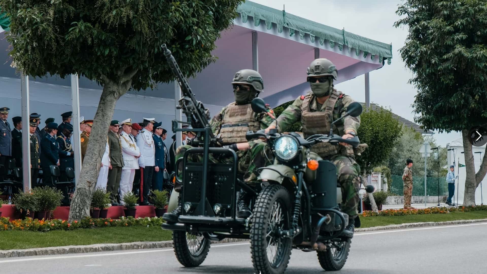 Check Out This Machine Gun Mounted to a Portuguese Military Motorcycle ...
