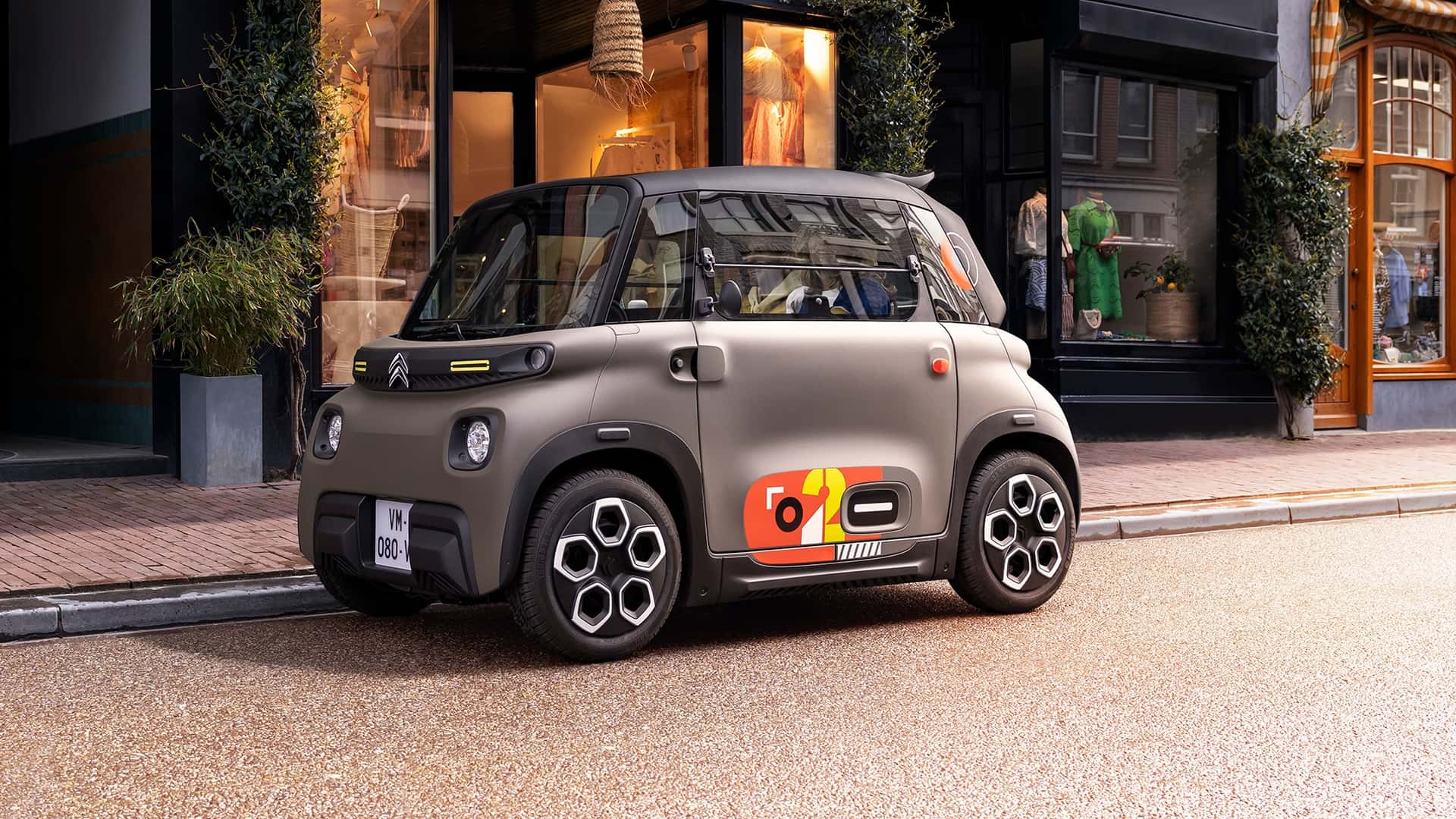 Citroën Ami 2024, ora è più colorata e pratica