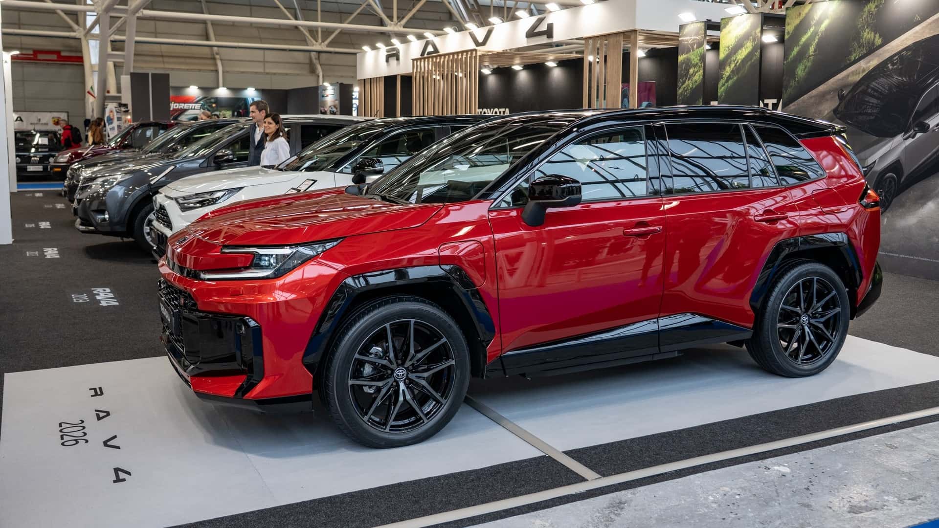 La nuova Toyota RAV4 debutta in Italia