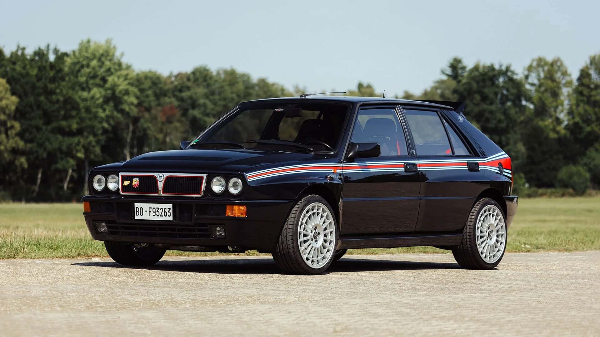 Lancia Delta HF Integrale, 1992, Martini 5, nera, Vasco Rossi, asta