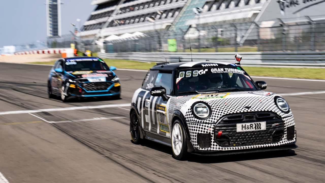 Mini Cooper JCW (2025) : Von der Straße auf das 24H-Podest