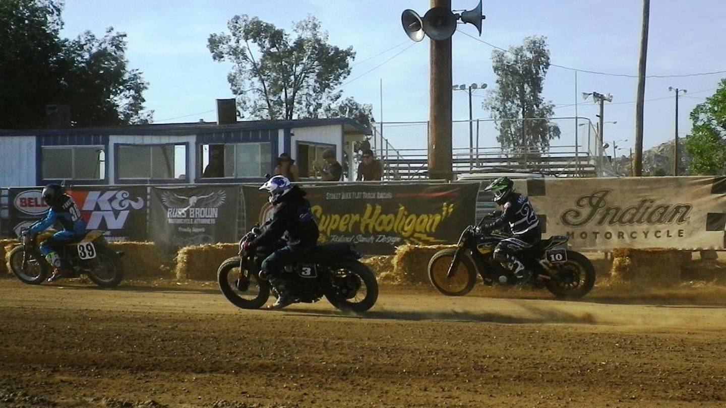 A Wicked Good Time: Racing Old Harleys and Indians