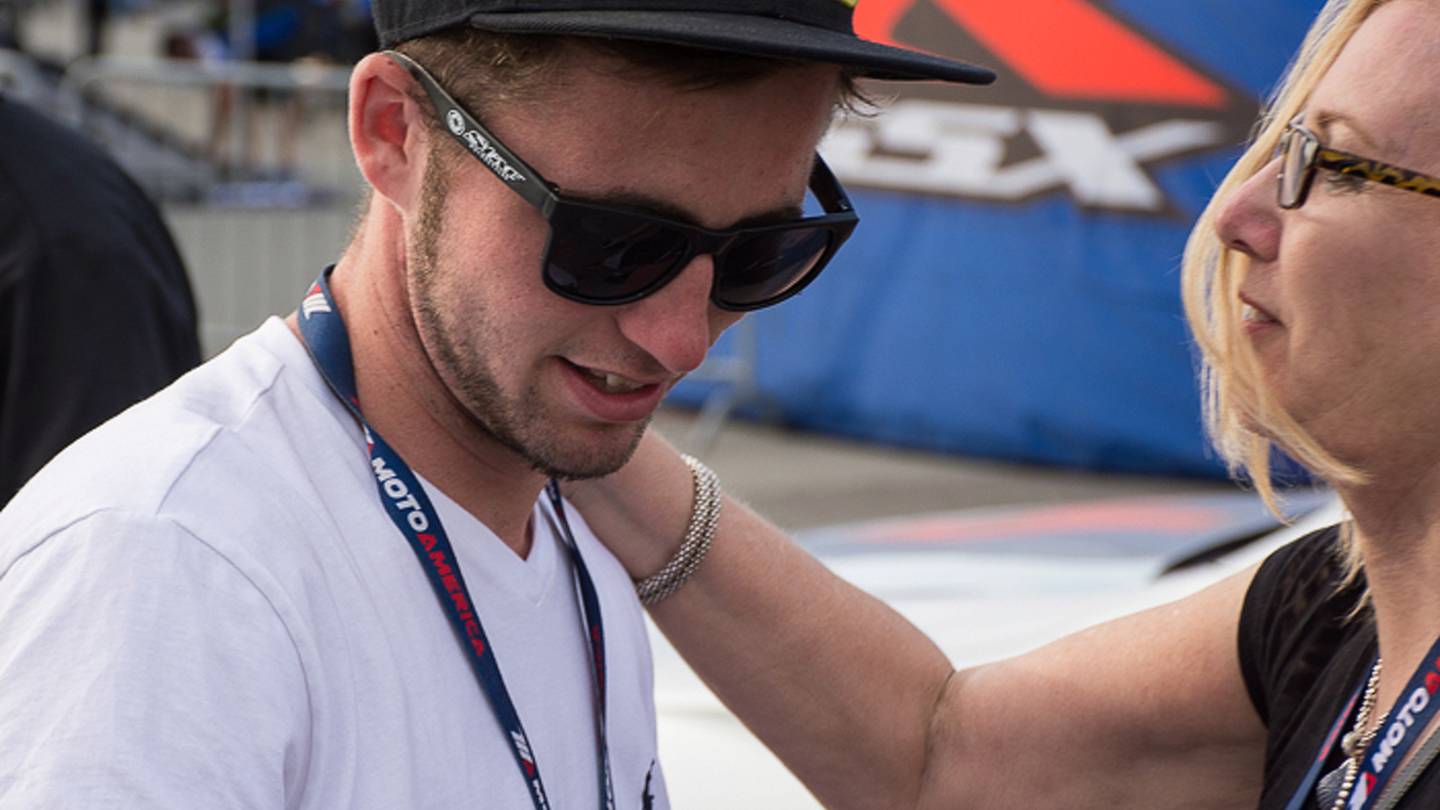 Life as a Privateer: Trackside with MotoAmerica Superstock 1000 racer ...