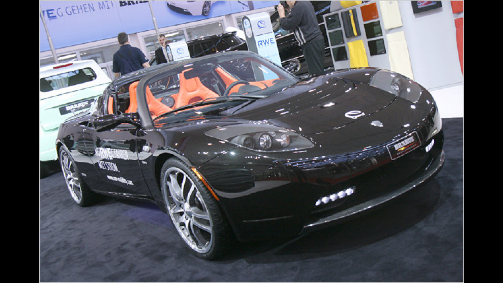 Tesla Roadster Sport: Brabus Green Package