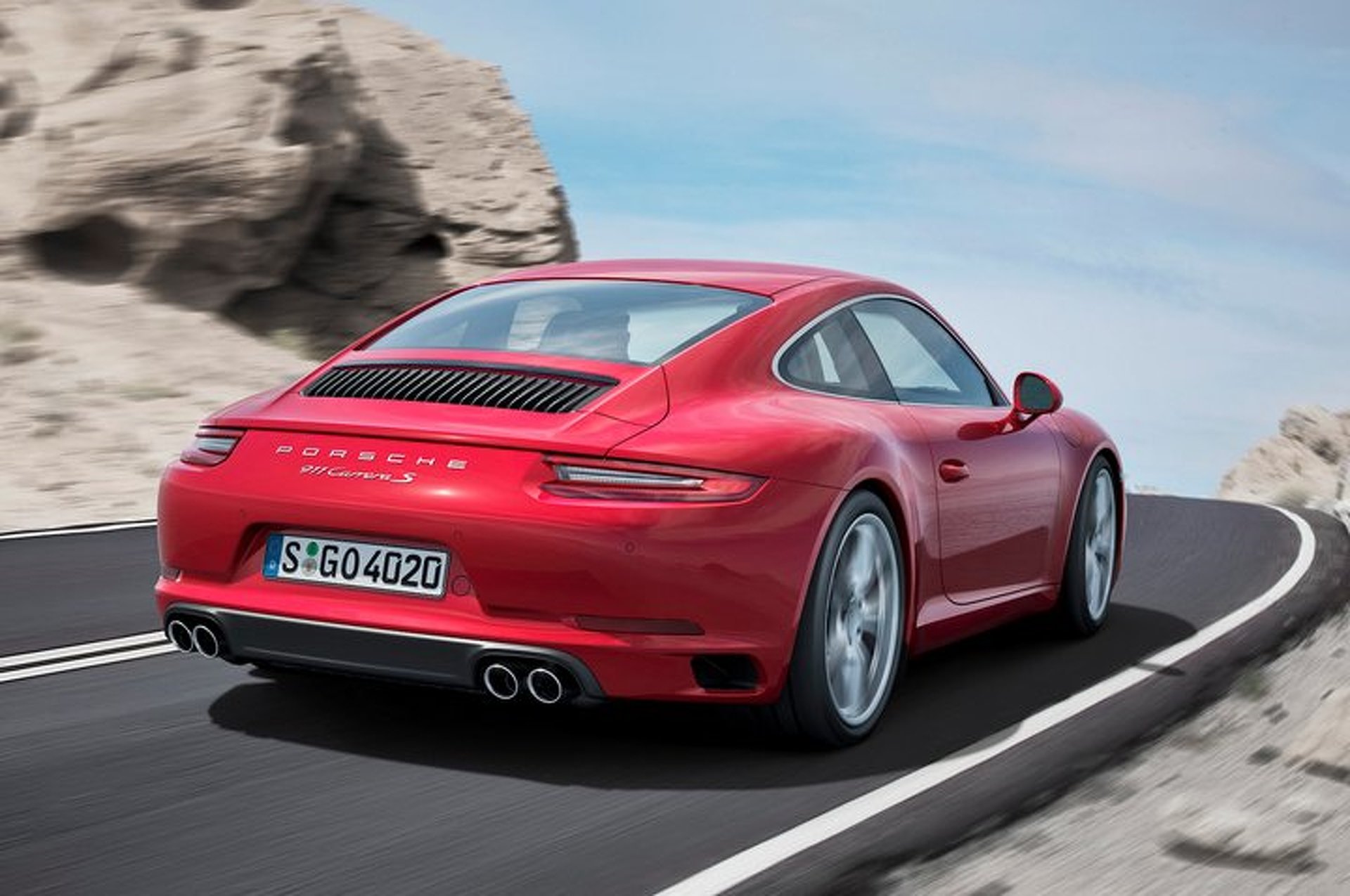 Examining The Differences Between The Old And New Porsche 911 Carrera Examining The Differences Between The Old And New Porsche 911 Carrera