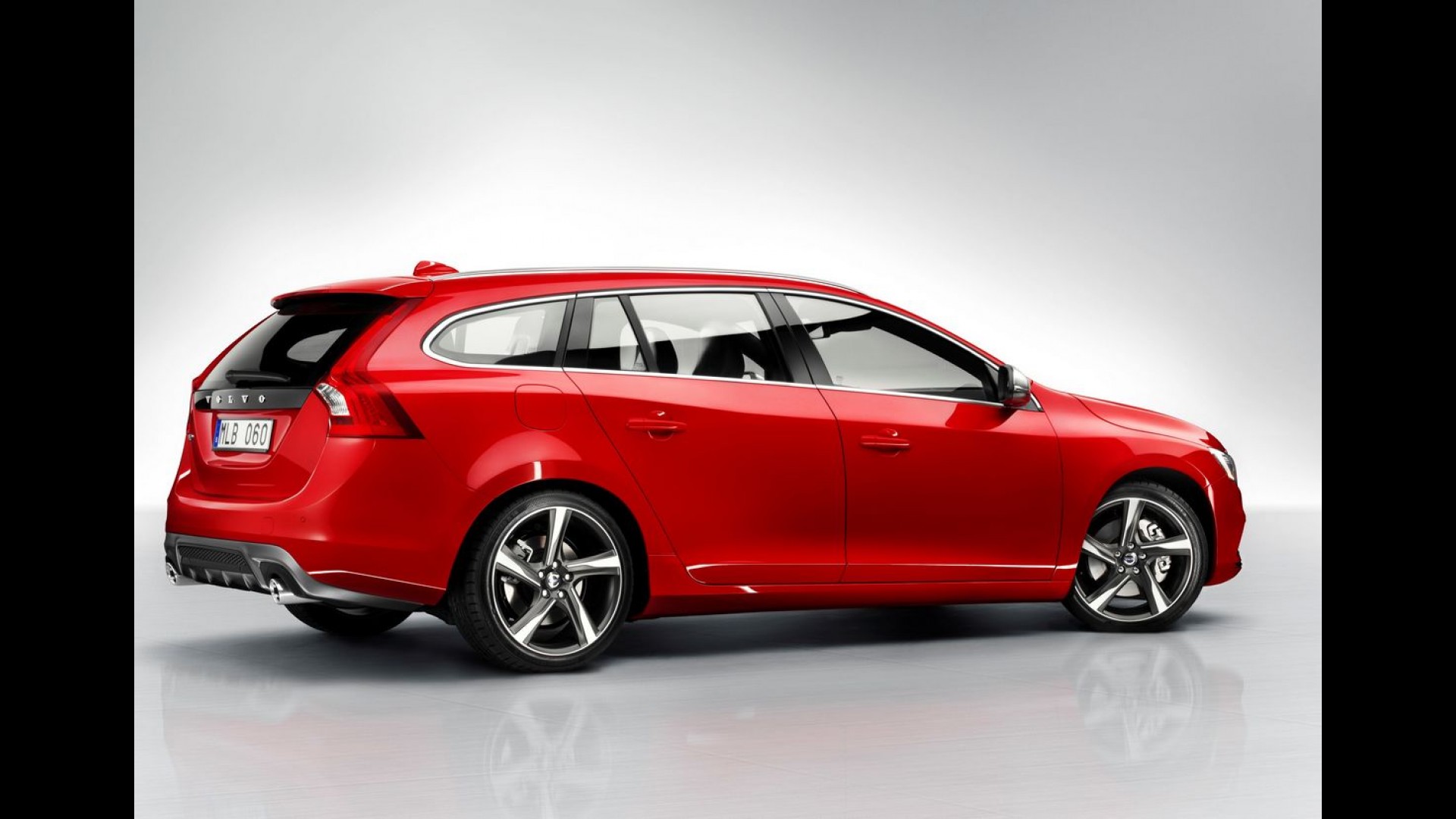 Volvo: novo motor T6 Drive-E de 306 cv chega à linha 60 R-Design