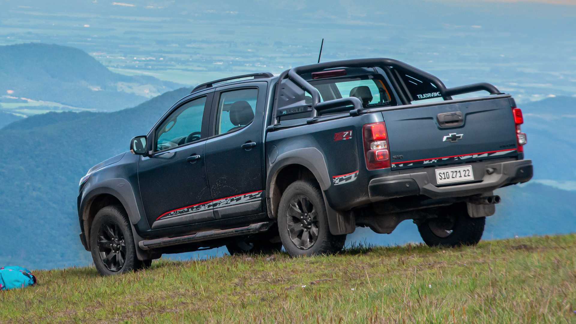 Nova Chevrolet S10 Z71 chega com visual off-road por R$ 260.490