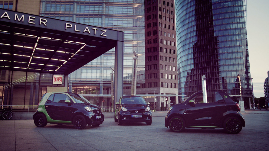 Smart EQ ForTwo News and Reviews | Motor1.com