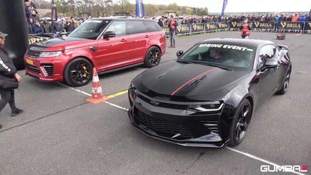 Range Rover Sport SVR, süper otomobiller ile drag yarışında