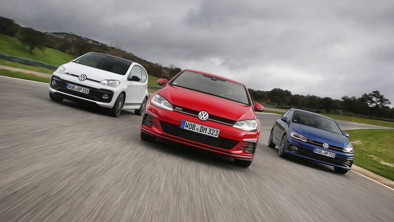 GTI Performance Days - La up! GTI défie la Golf GTI Performance à Ascari