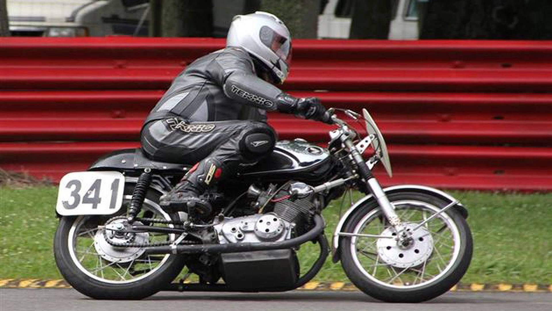 Honda Rider Dies During WERA Vintage Race