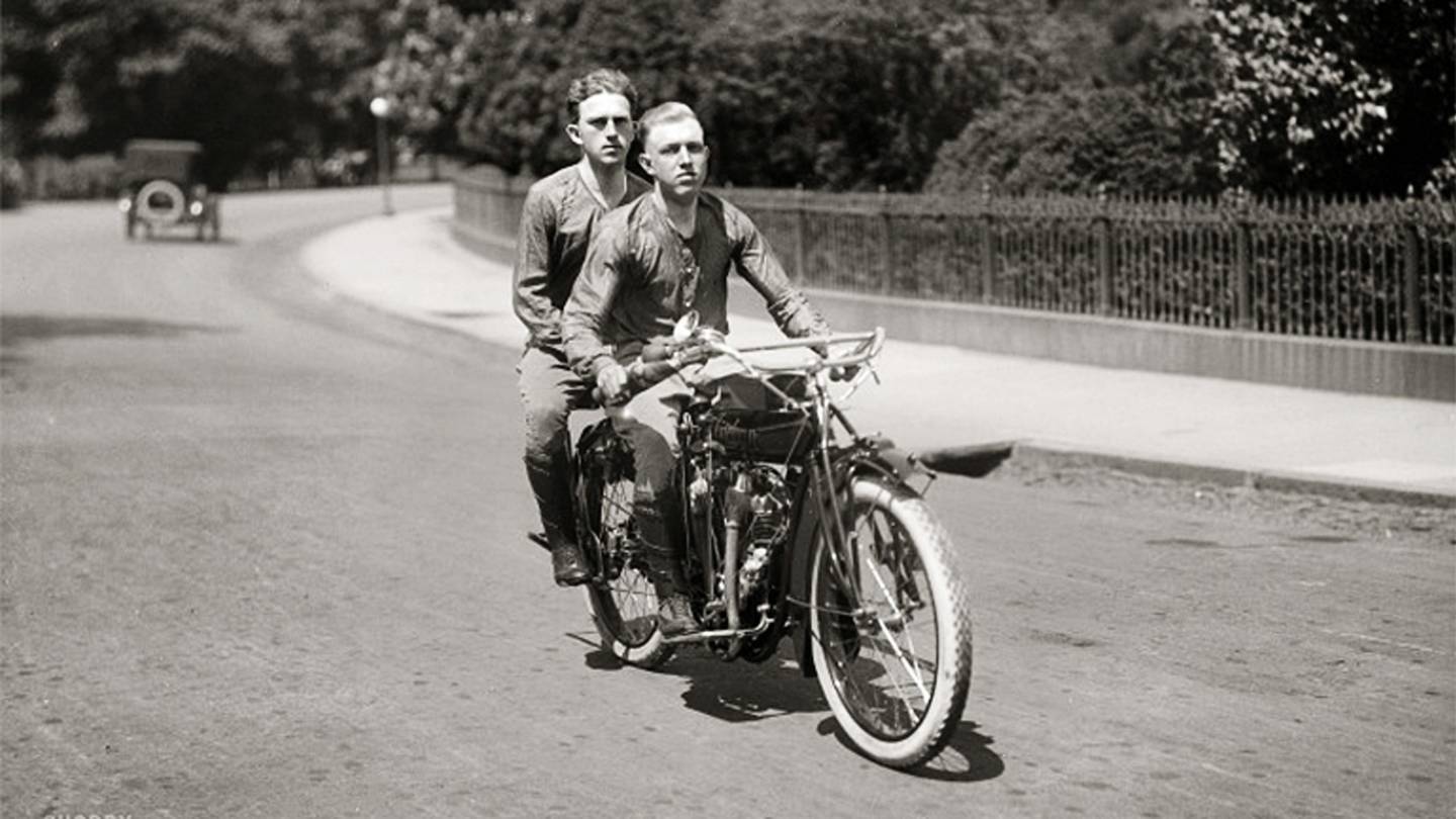 Motorcycle History: Erwin Cannon Ball Baker