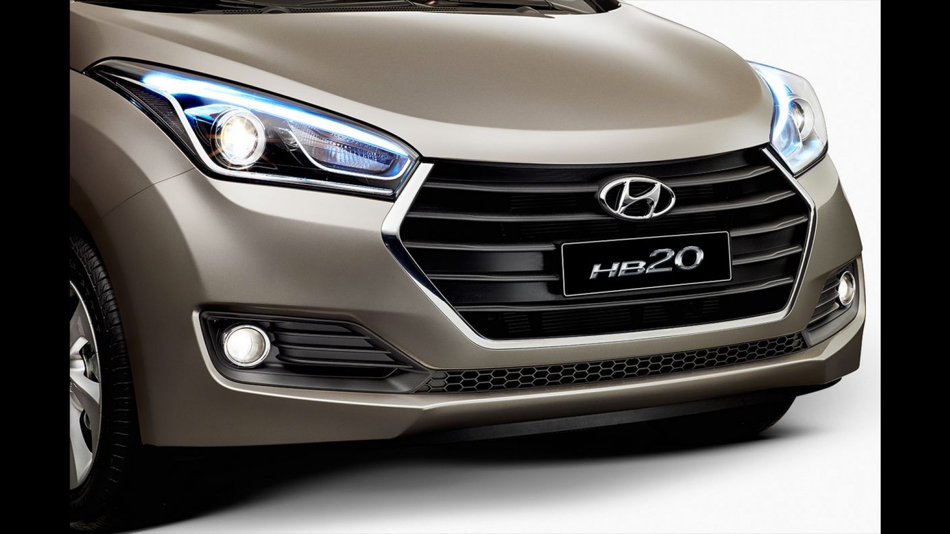Volta rápida: Hyundai HB20 mostra evolução, mas só nas versões mais caras