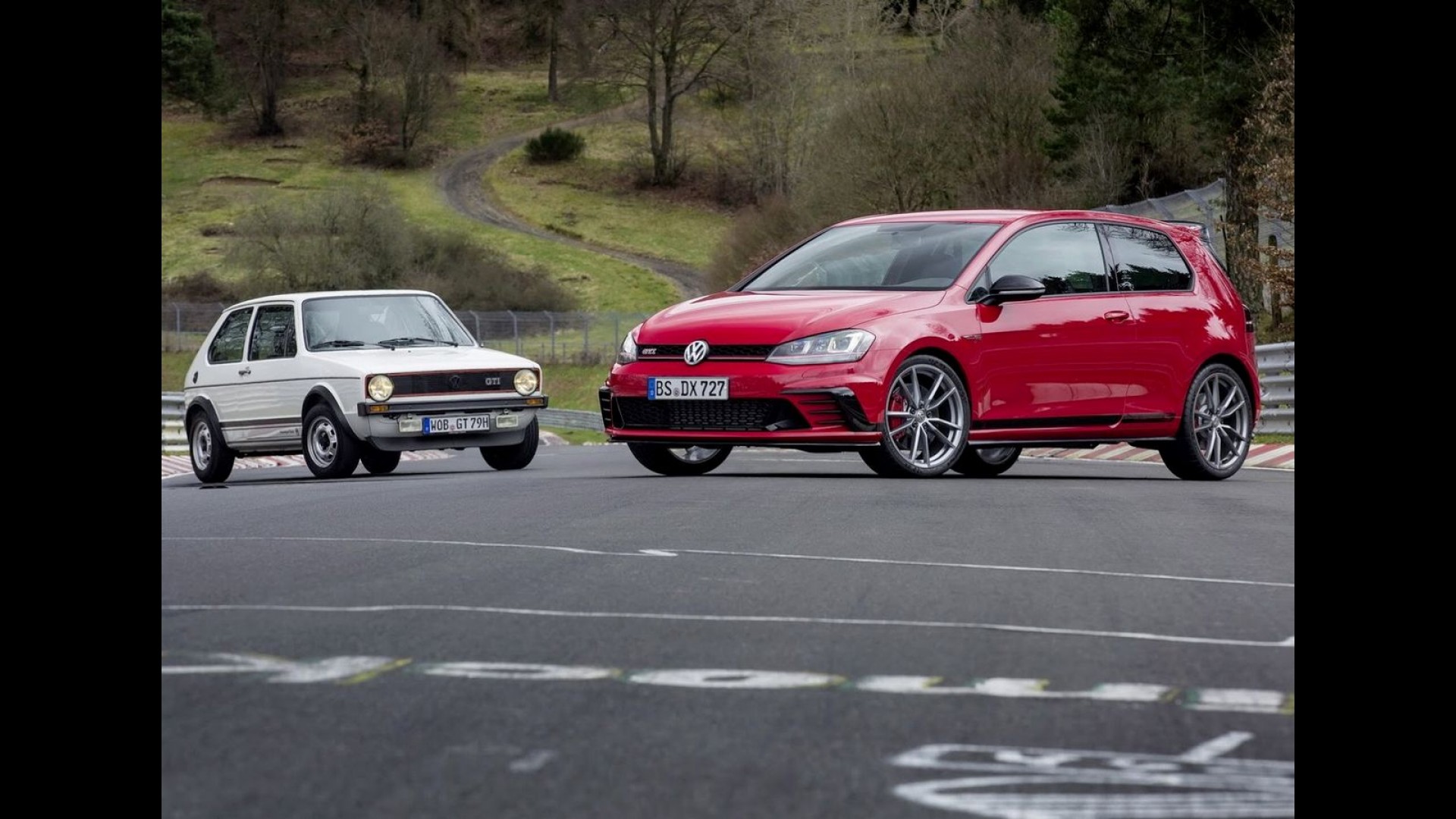 VW Golf GTI ganha edição mais potente da história, com 310 cv
