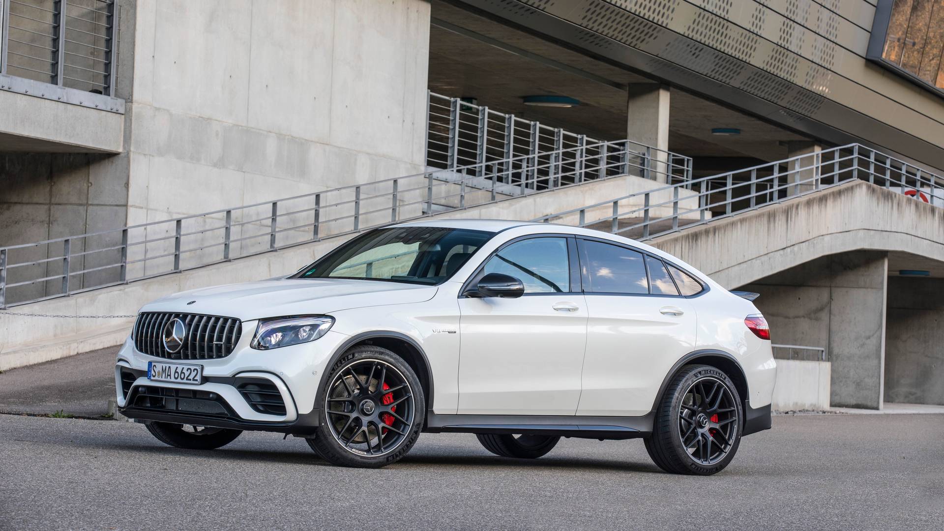 Mercedes-AMG GLC 63 chega ao Brasil por até R$ 587.900
