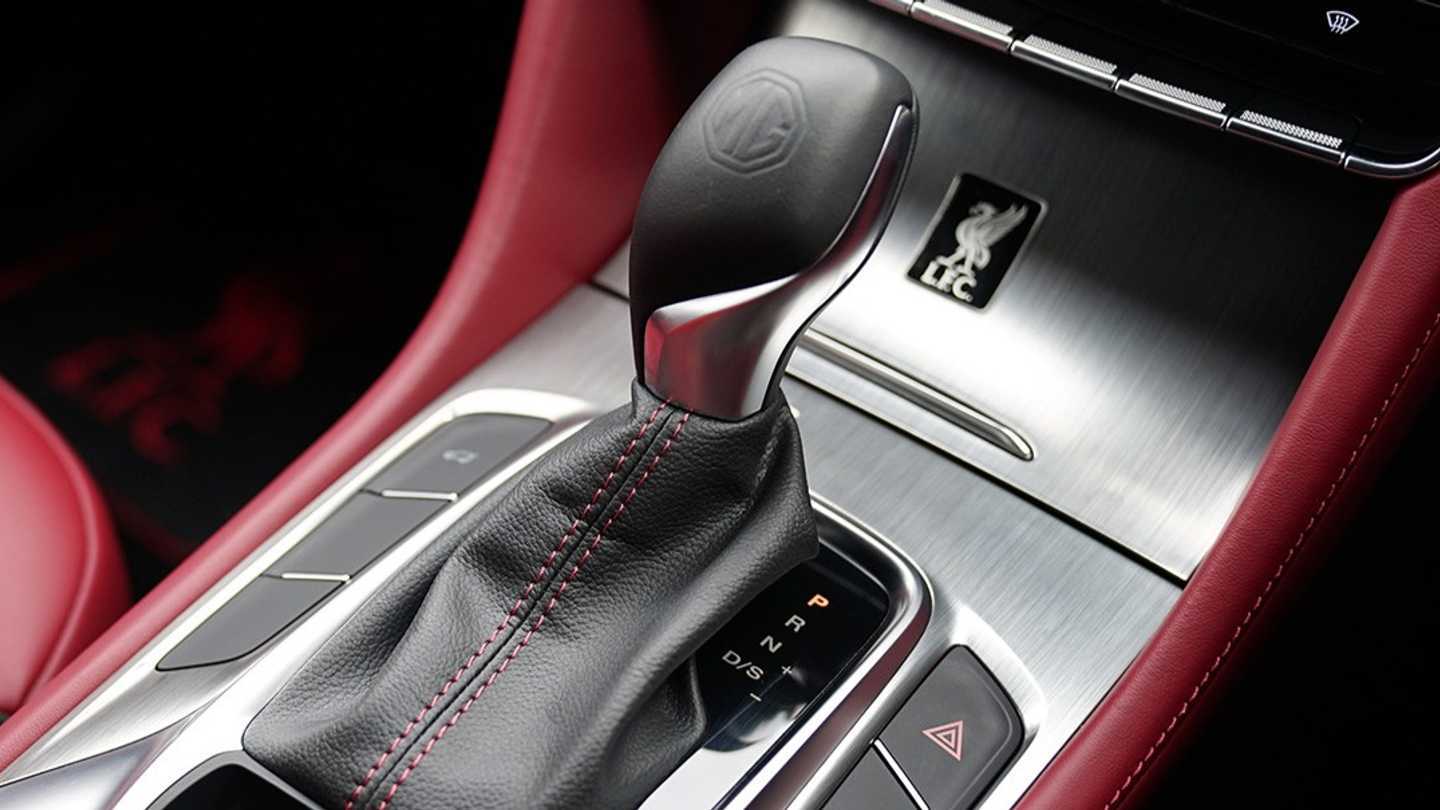 Kualitas Liverpool FC Tergambar dalam MG HS LFC Limited Edition