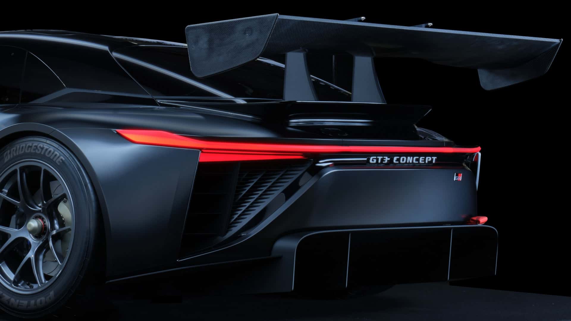 La nuova supercar Toyota "divora" la pista in un nuovo video spia