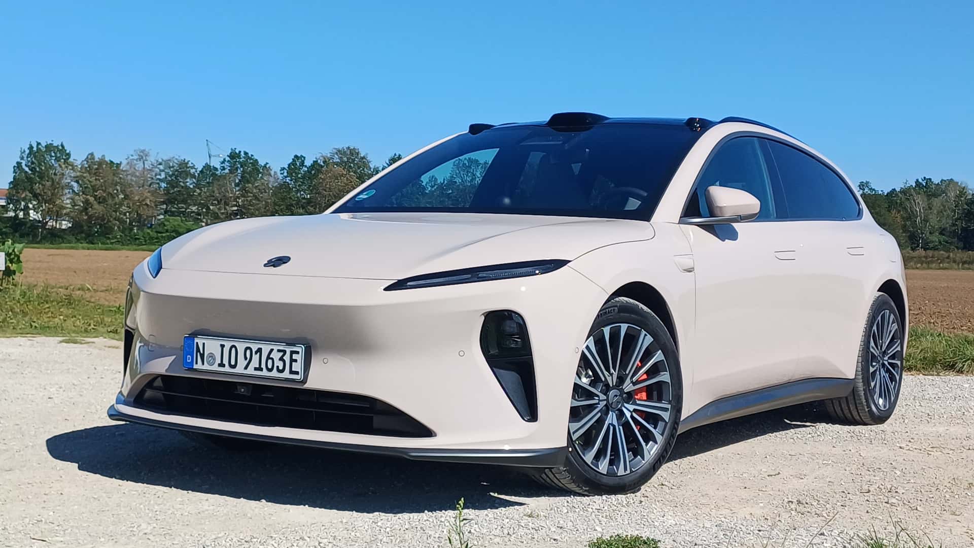 Perua elétrica chinesa Nio ET5 Touring recebe 5 estrelas no Euro NCAP