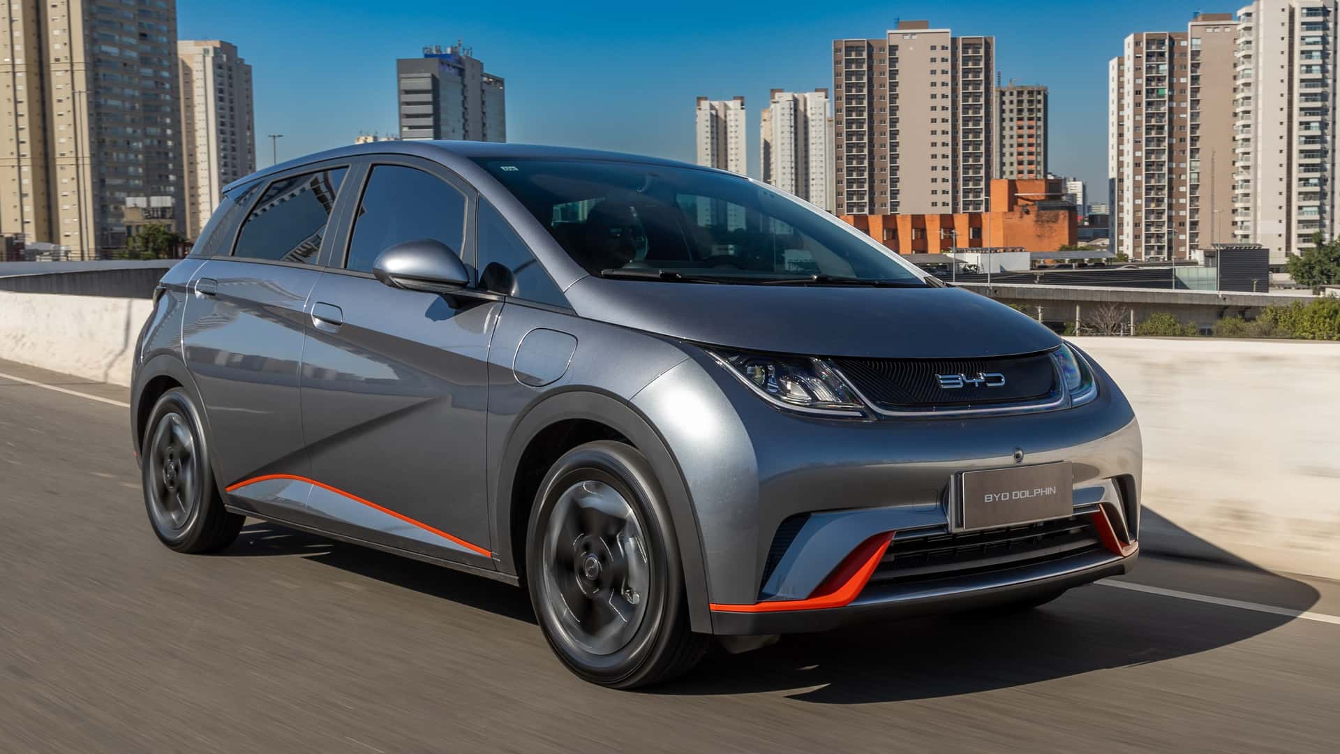 BYD e Tesla Model Y dominaram vendas na China no 1º semestre