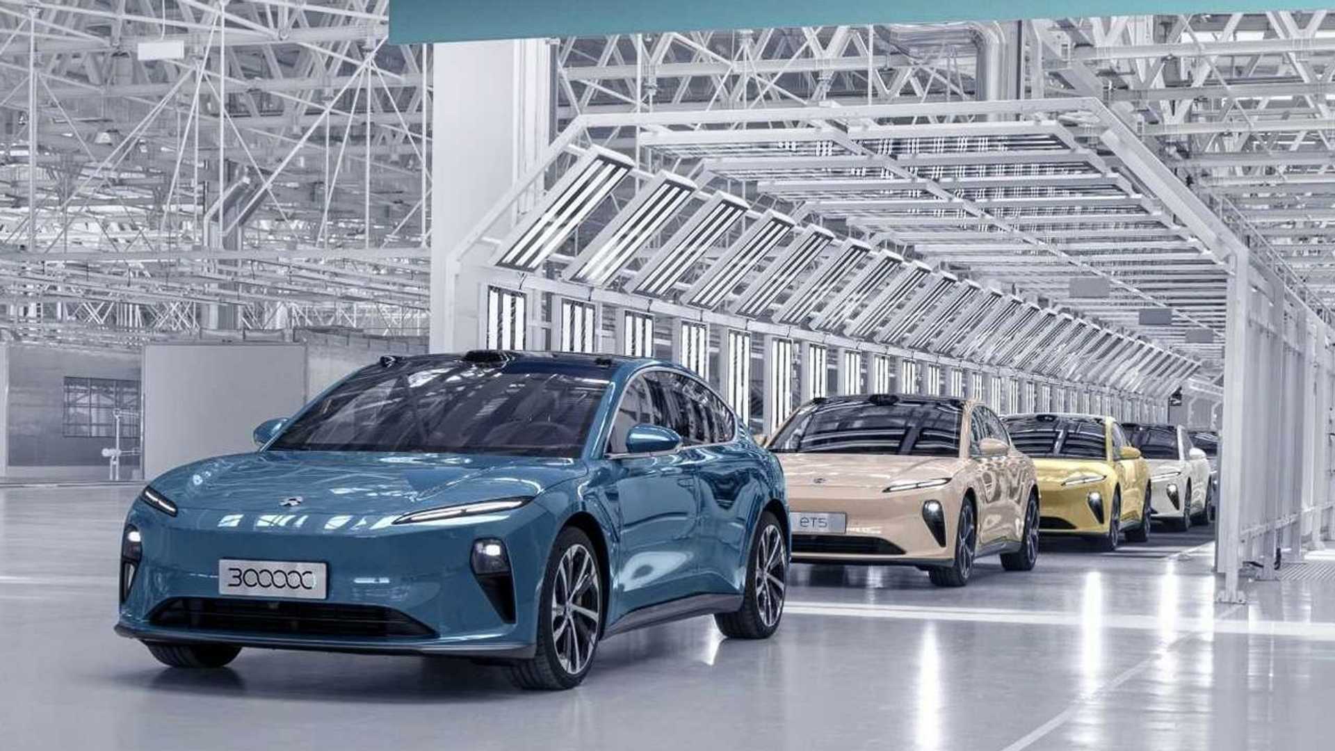 Nio lançará modelo híbrido plug-in sob a marca Firefly em 2026
