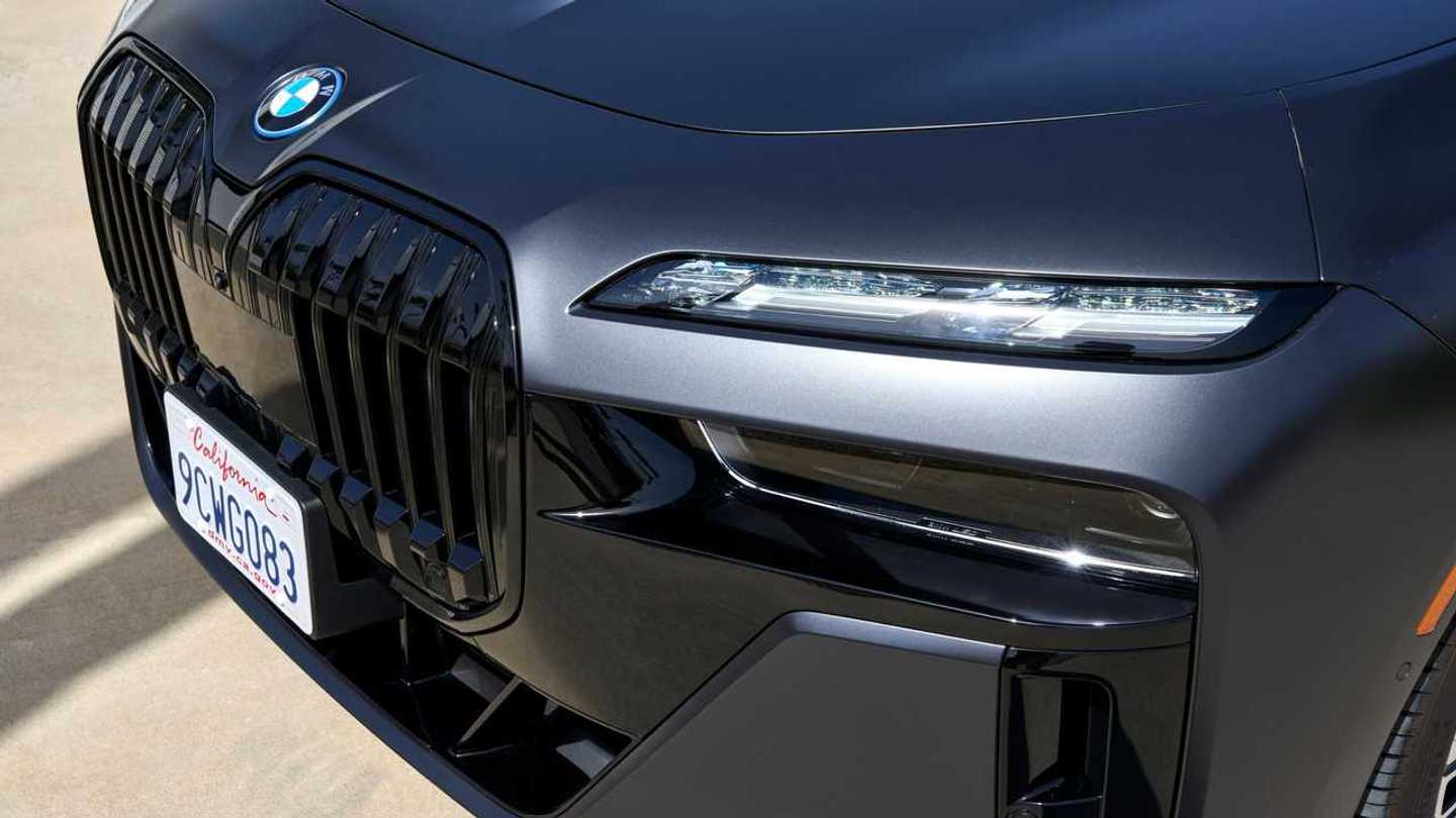 BMW i7 (2022) im ersten Test: Leiser Luxus macht Laune