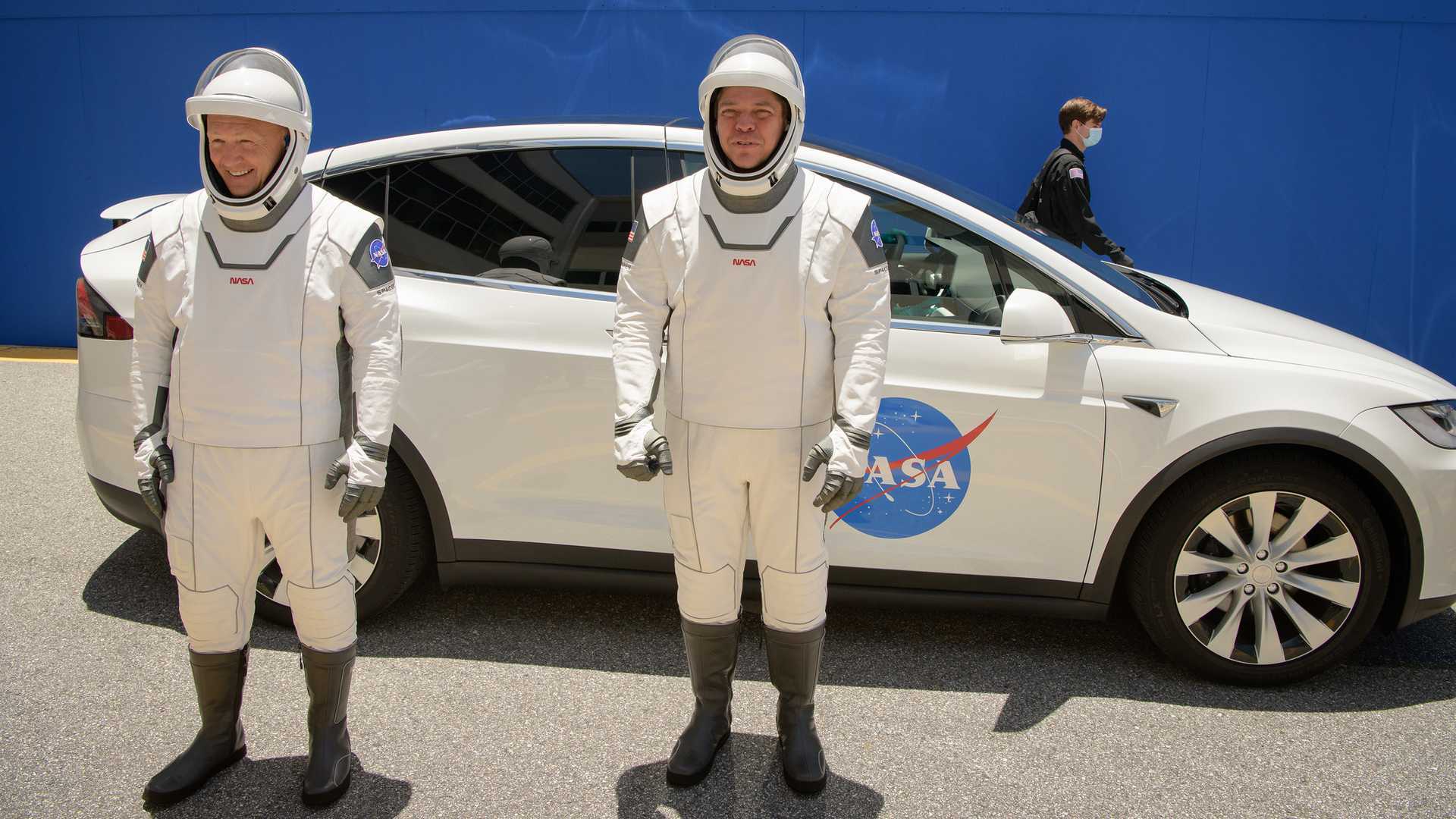 Tesla e SpaceX: sinergia aumenta com troca de funcionários e tecnologia