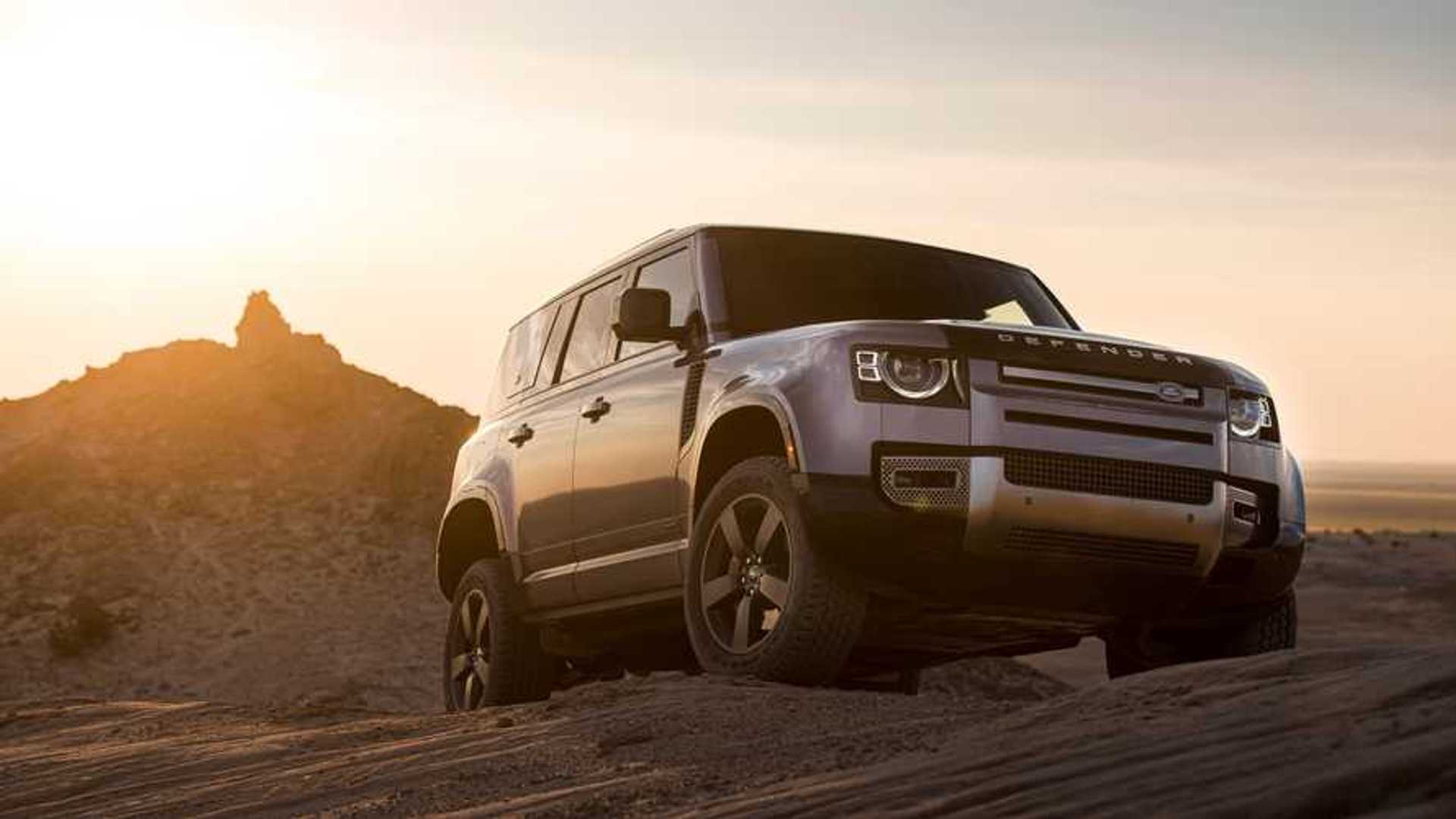 Richard Hammond'a göre Land Rover Defender'ın ismi değişmeli