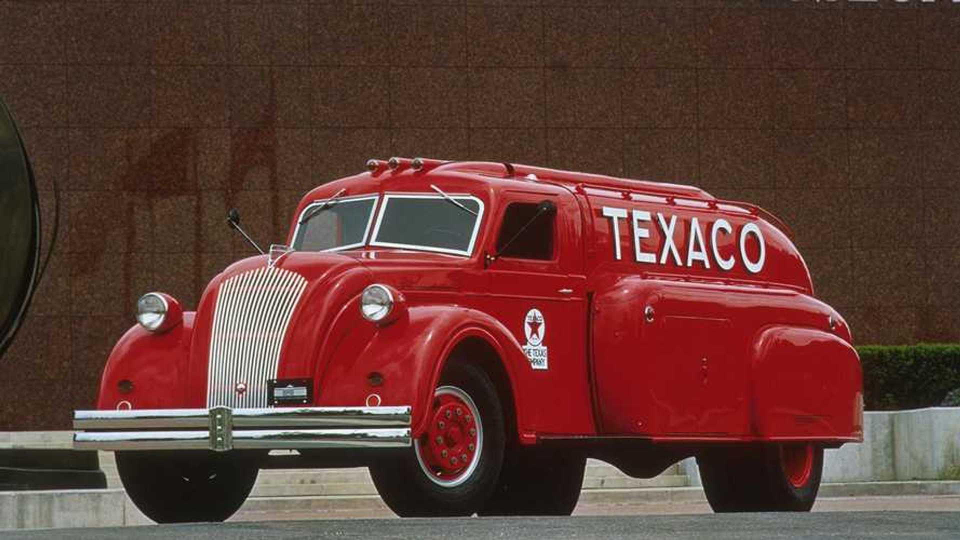 Dodge Airflow Tank, l’ultimo Art Deco Truck