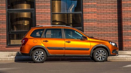 Lada Granta, SUV Kompak Rusia Ini Disulap Jadi Campervan Mini
