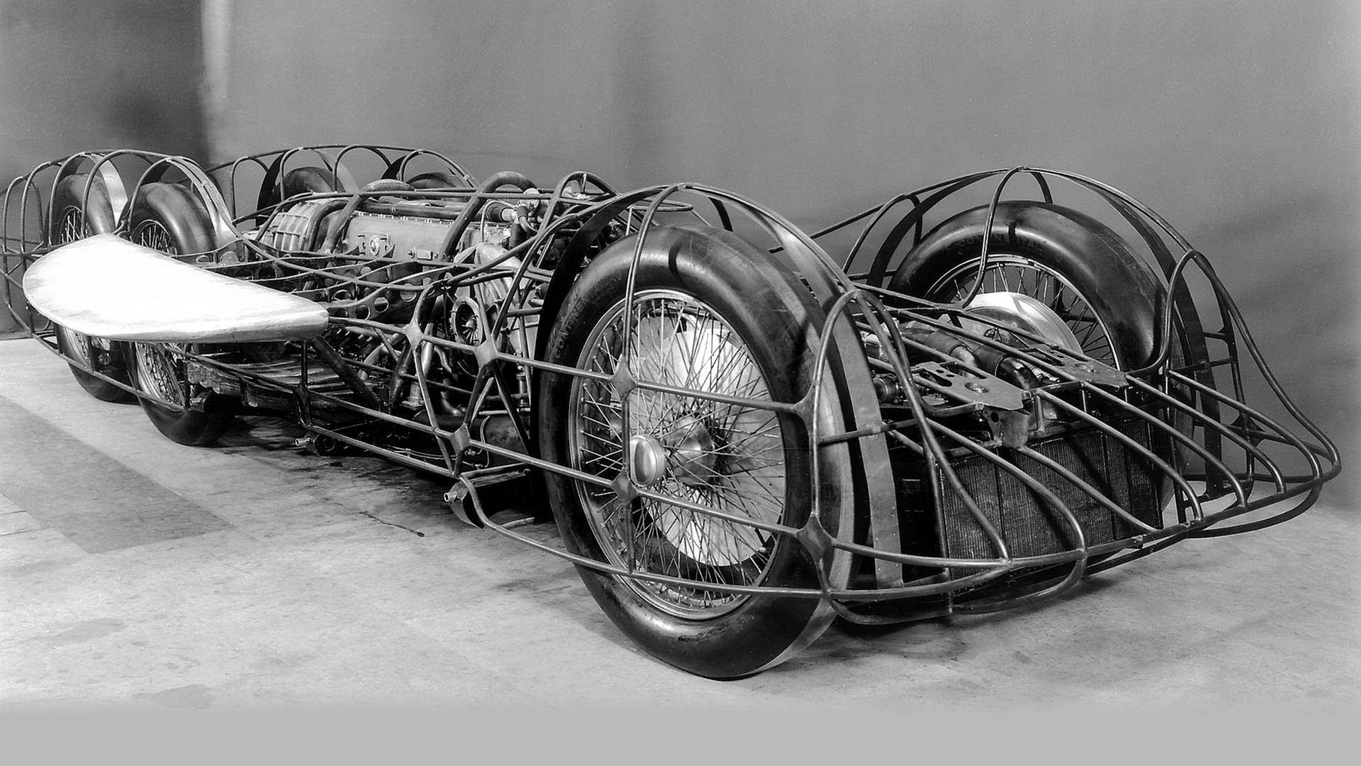 Mercedes'in kara hız rekoru için hazırladığı T80'i hatırlıyoruz