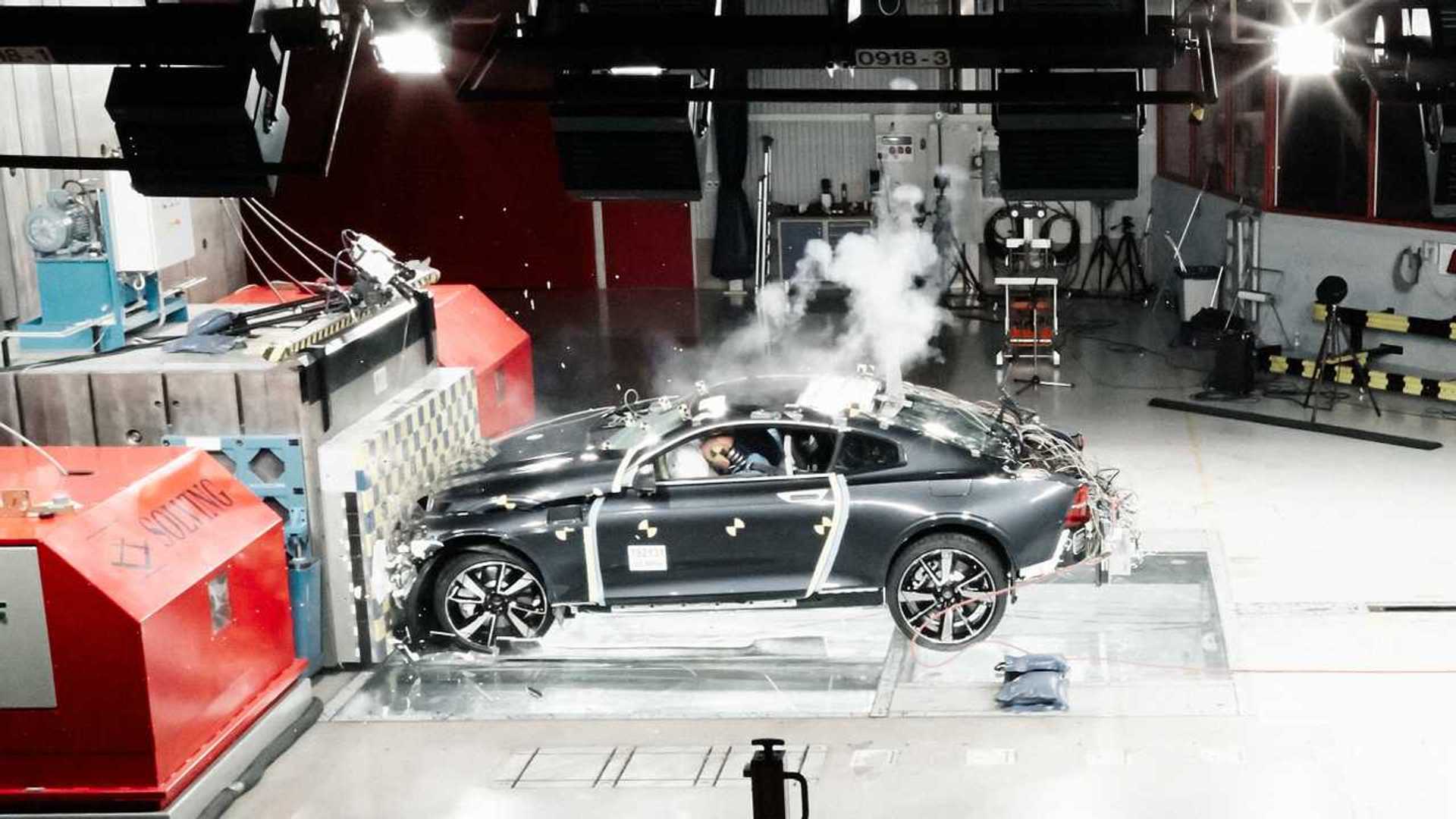 La Polestar 1 à l'épreuve du crash-test