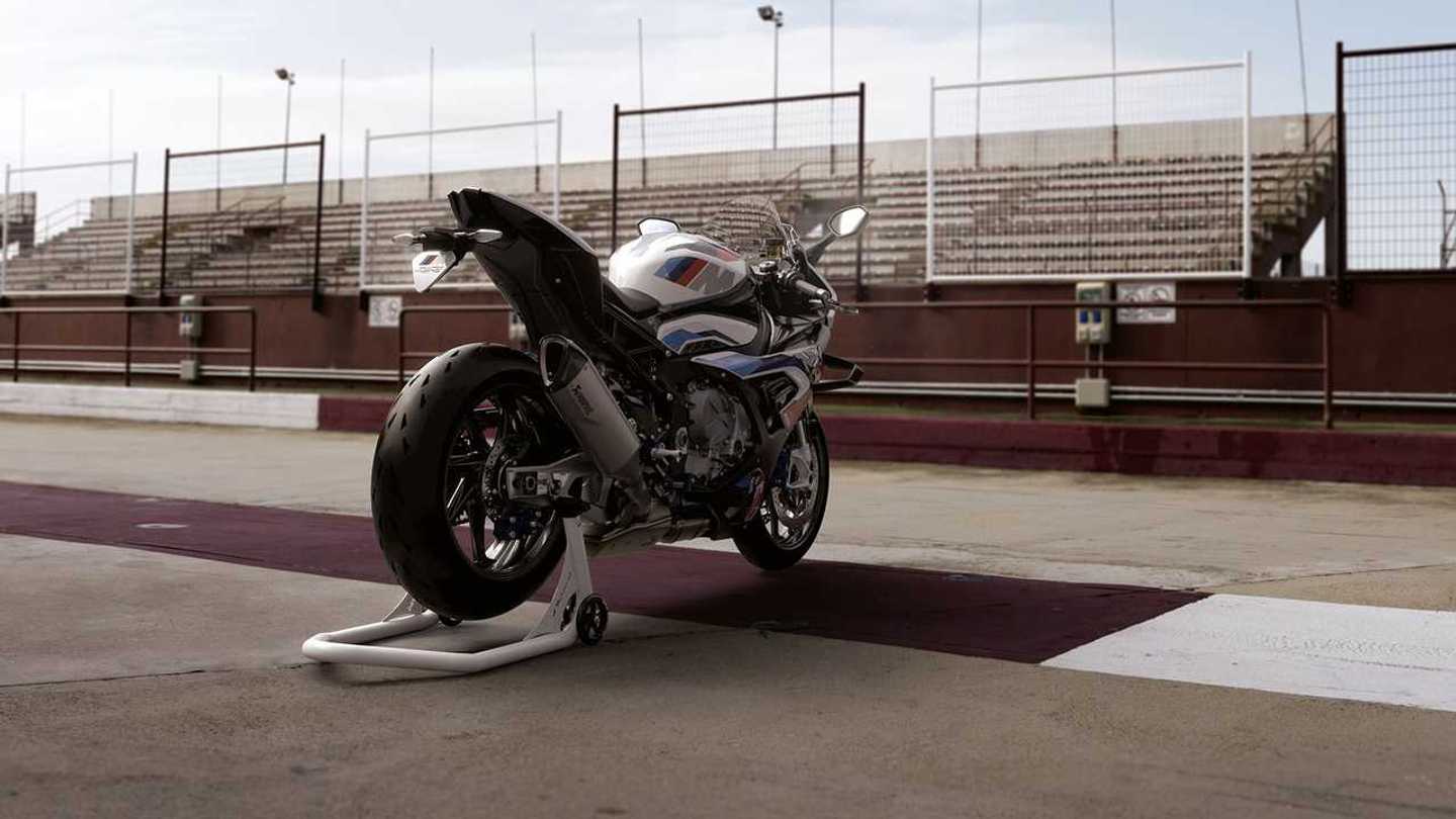 New BMW M1000RR Is Your 212HP Track Weapon