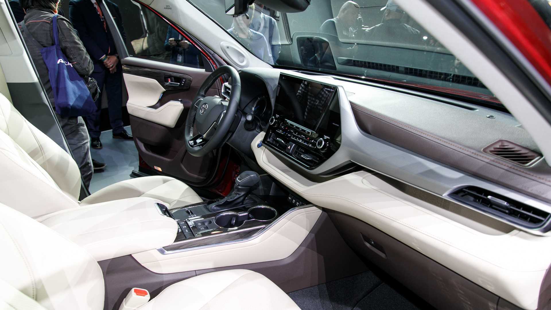 Toyota (Grand) Highlander | Crown Kugler (CN/JP) | AutoWeek