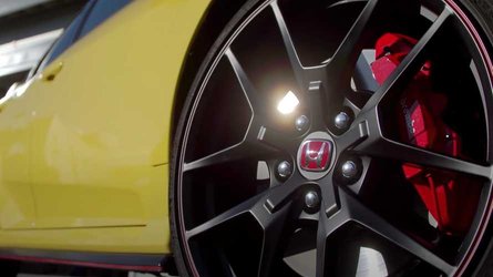 Watch 2021 Honda Civic Type R Limited Edition Hit 180 MPH