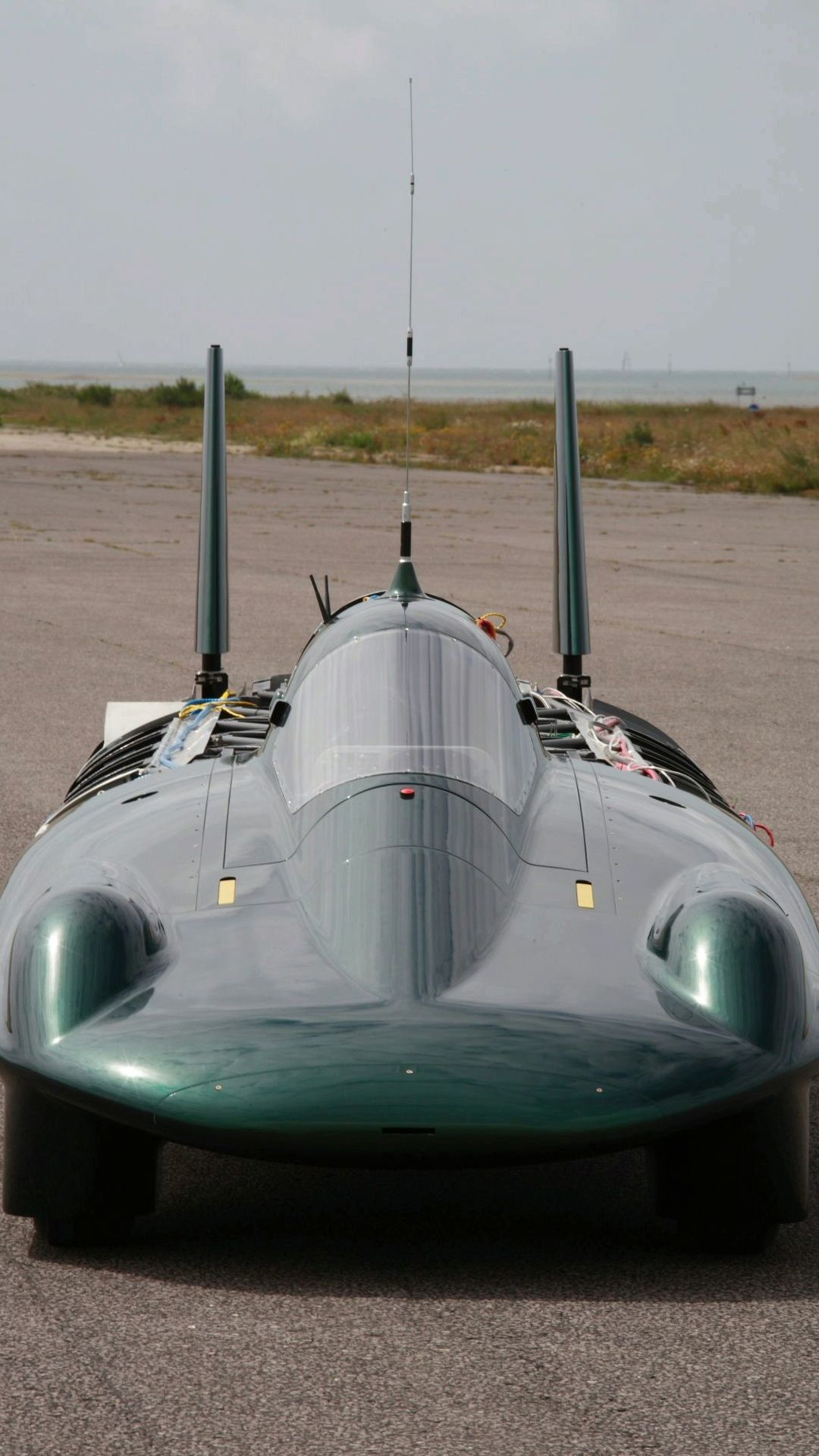 British Steam Car Aims To Break 270 km/h Barrier