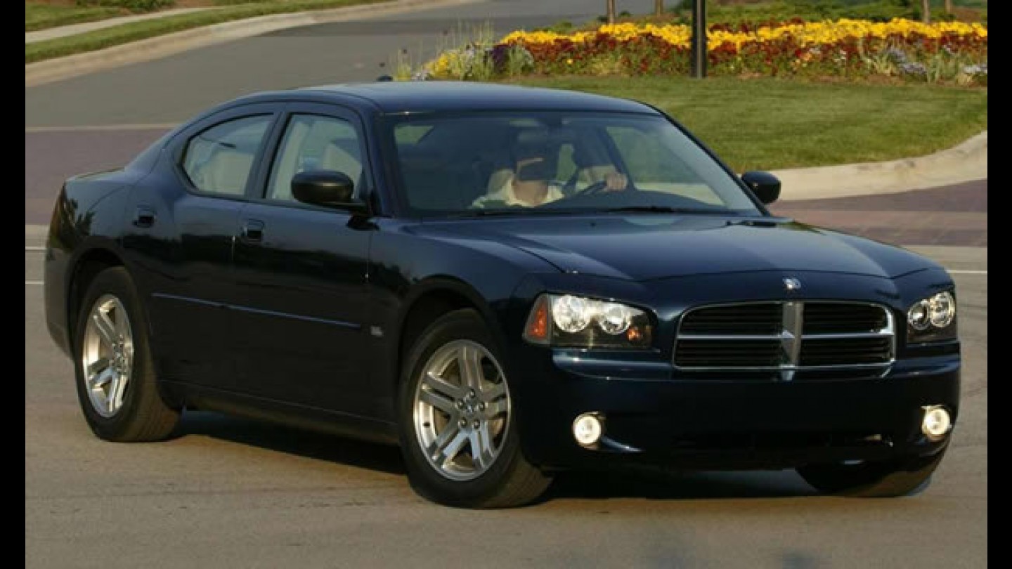 Camaro, Mustang e Challenger: Briga dos Muscle-cars chega oficialmente ...