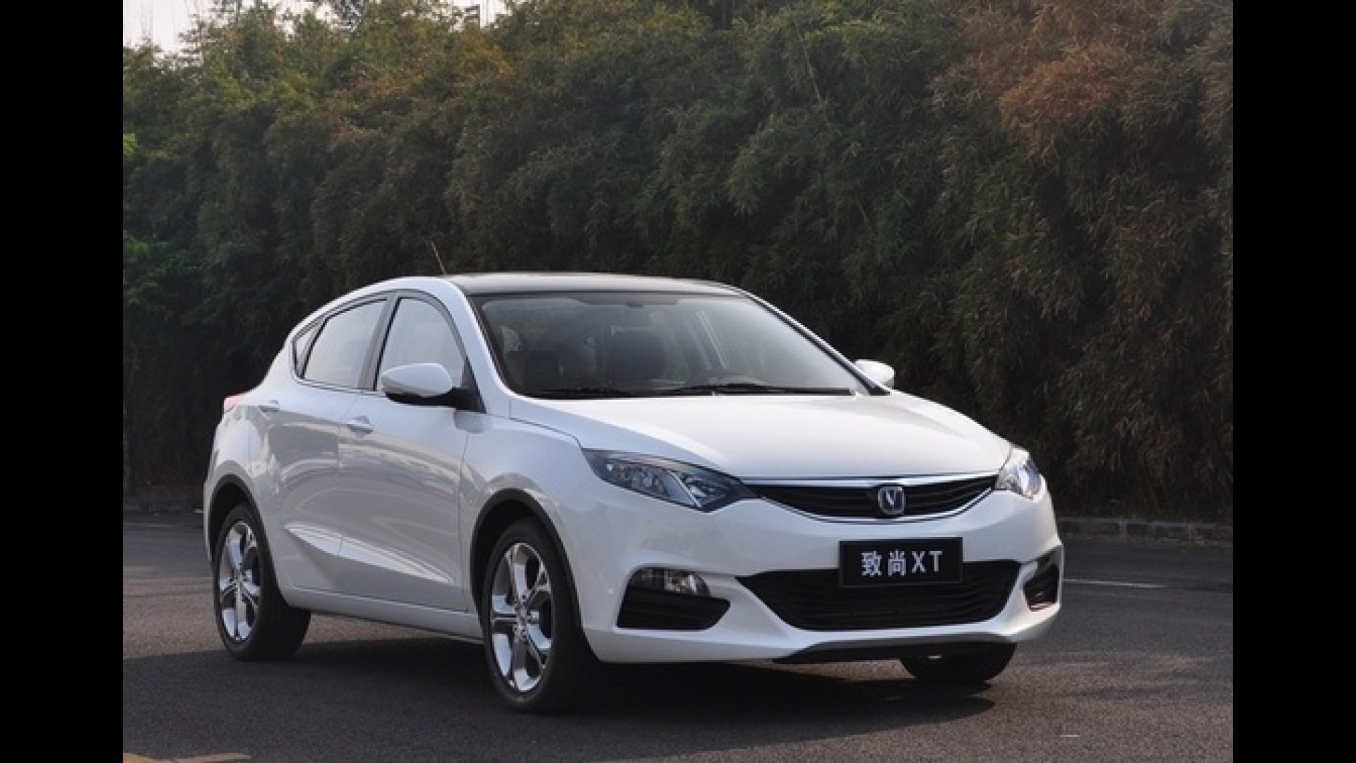 Hatch XT é primeiro carro global da chinesa Changan