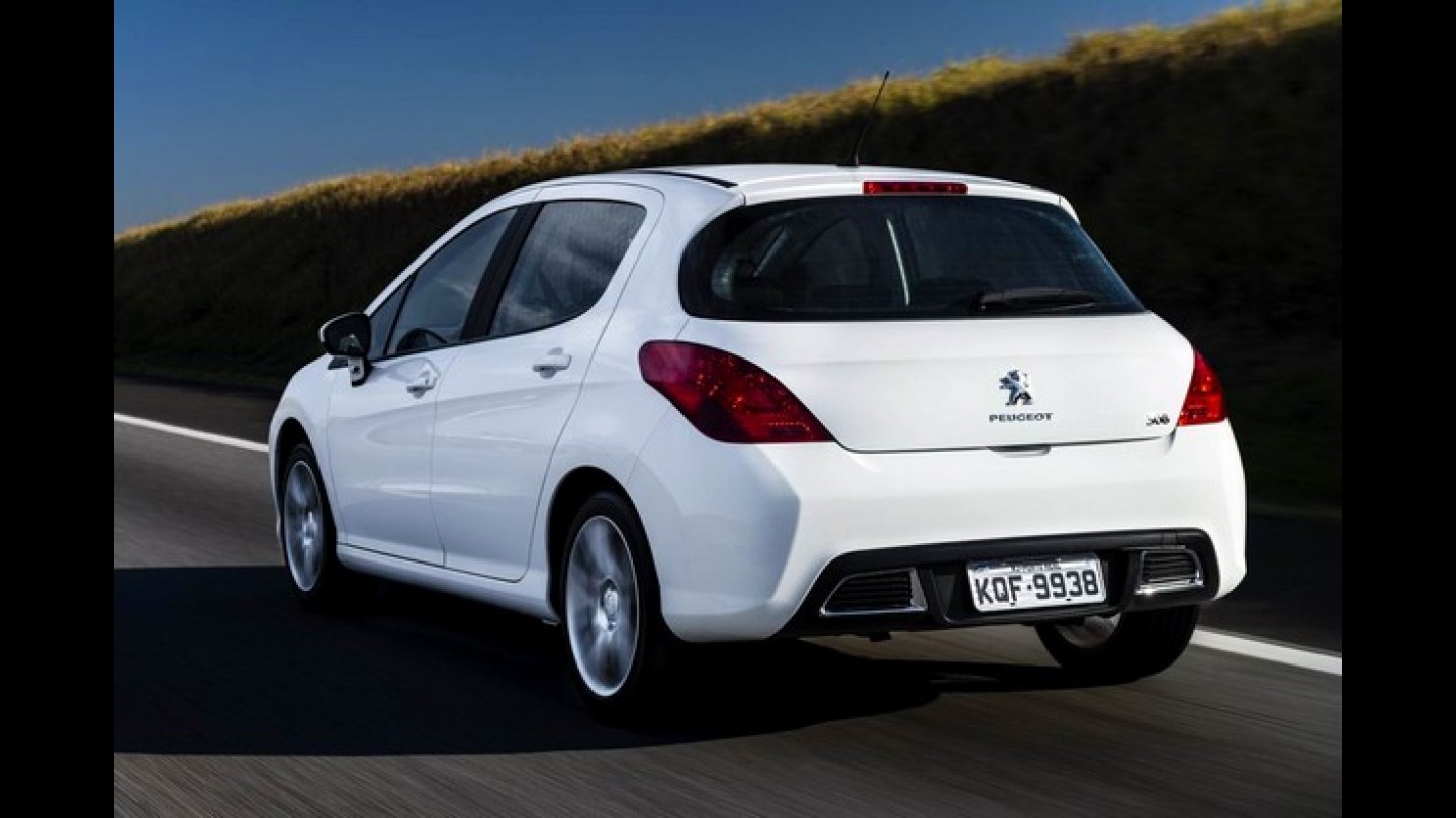 Peugeot 308 ganha câmbio automático de seis marchas na versão Allure 2.0