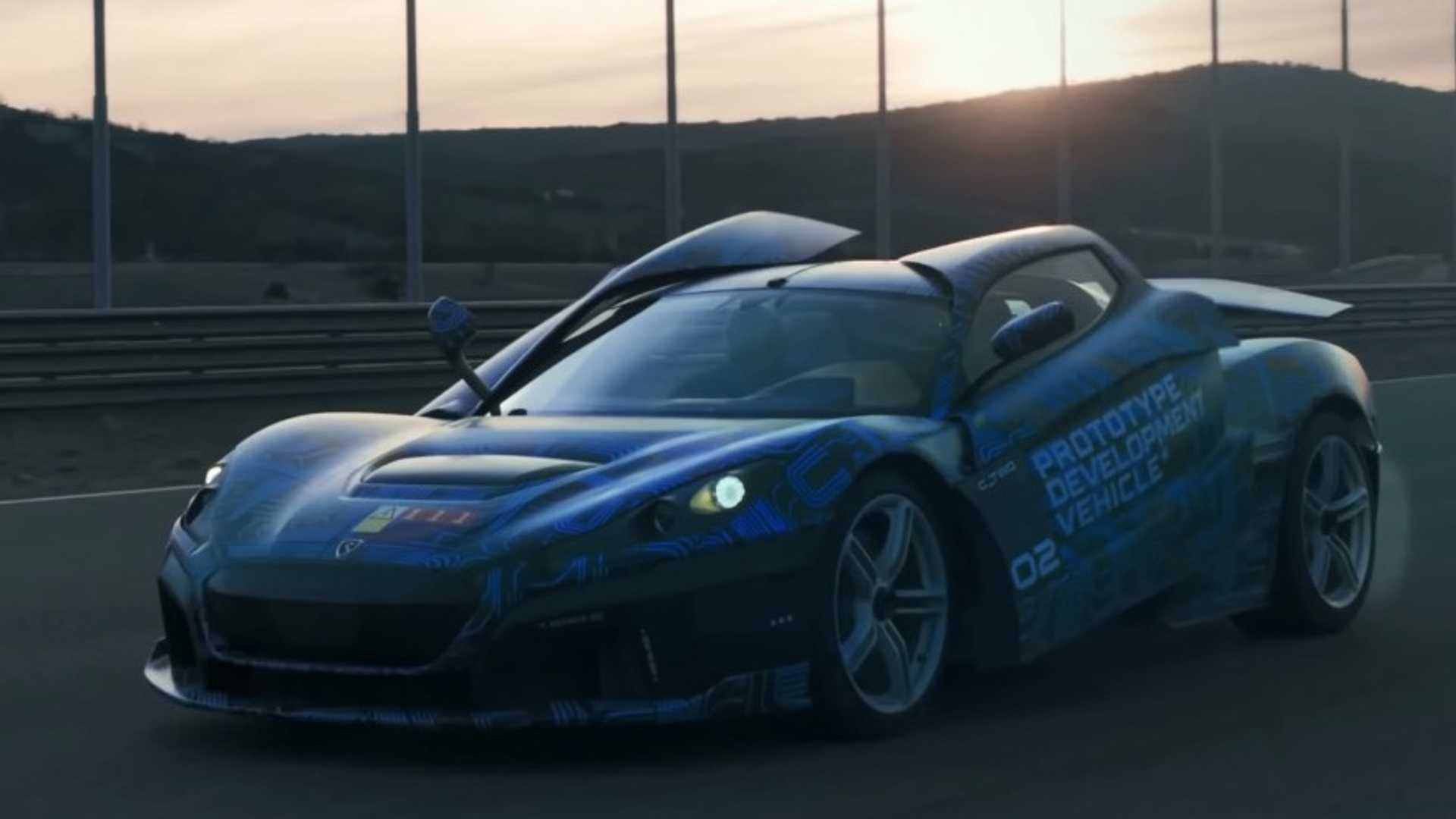 Nico Rosberg,'in yeni hiper otomobili Rimac C_Two oldu