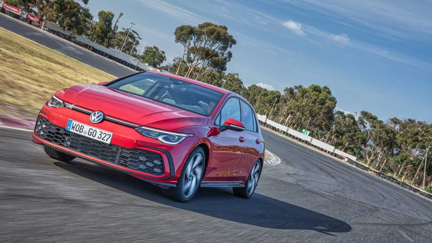 VIDÉO - La VW Golf 8 GTI se déchaîne sur circuit