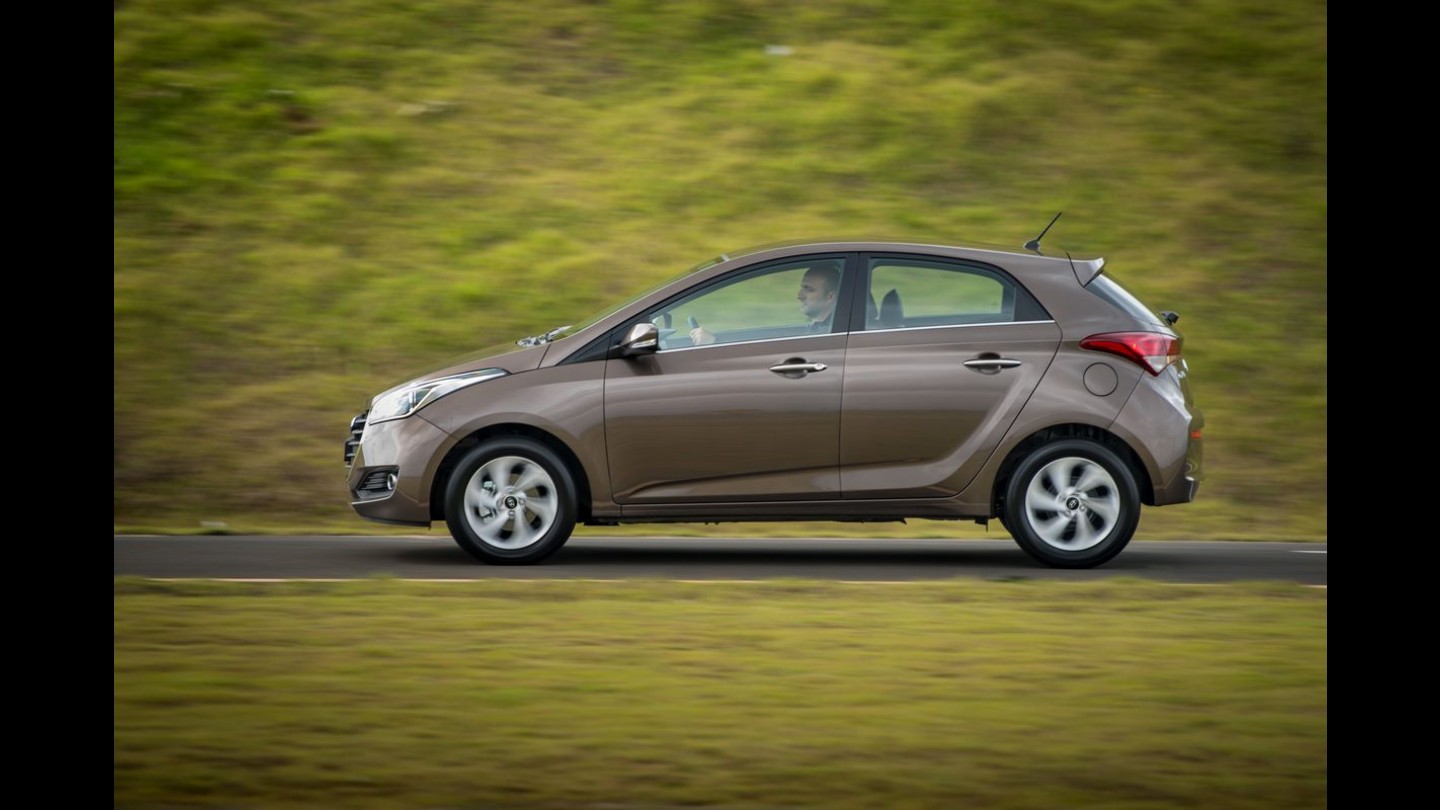 Volta rápida: Hyundai HB20 mostra evolução, mas só nas versões mais caras