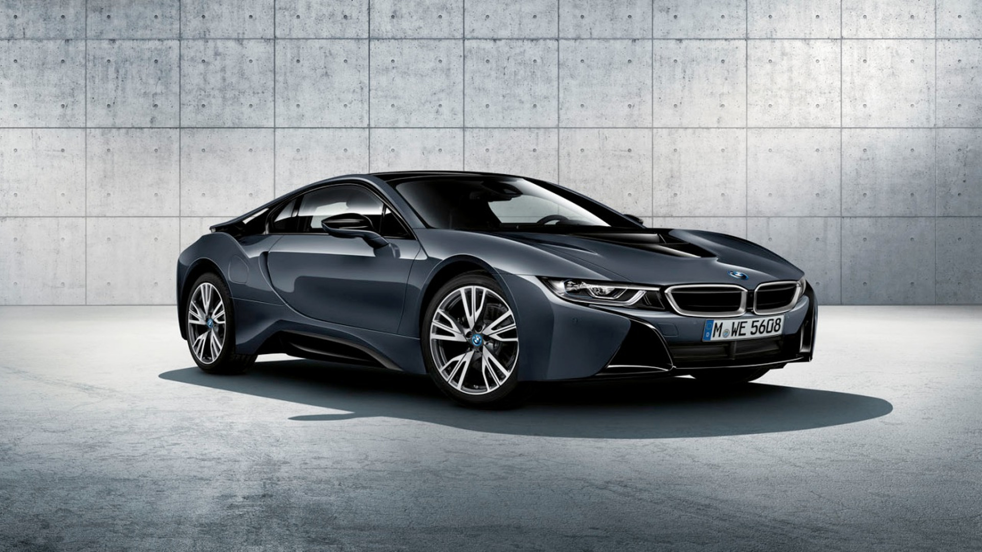 BMW i8 reestilizado estreia no ano que vem com mais potência e autonomia